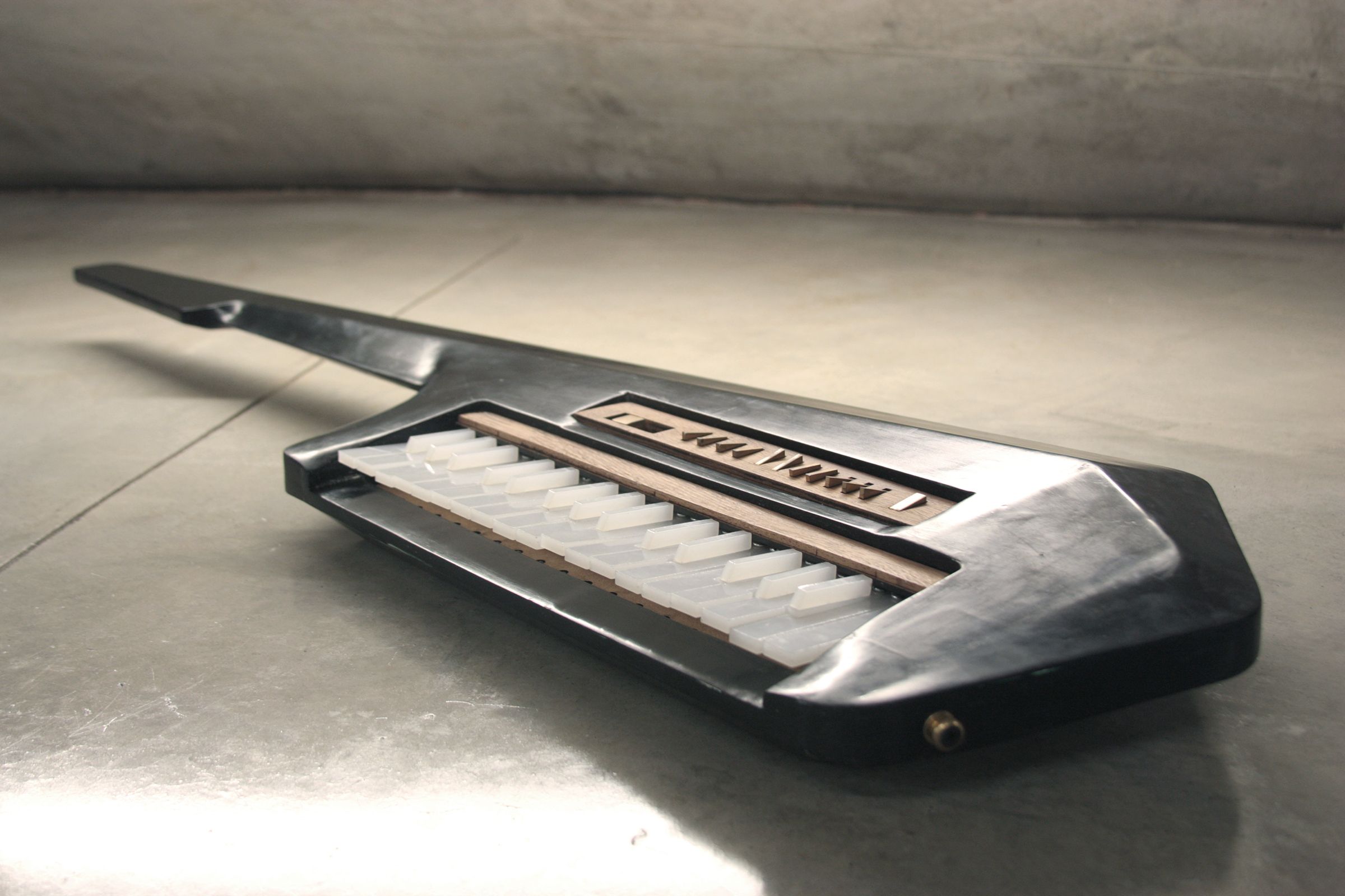 KEYTAR : 12 Steps (with Pictures) - Instructables