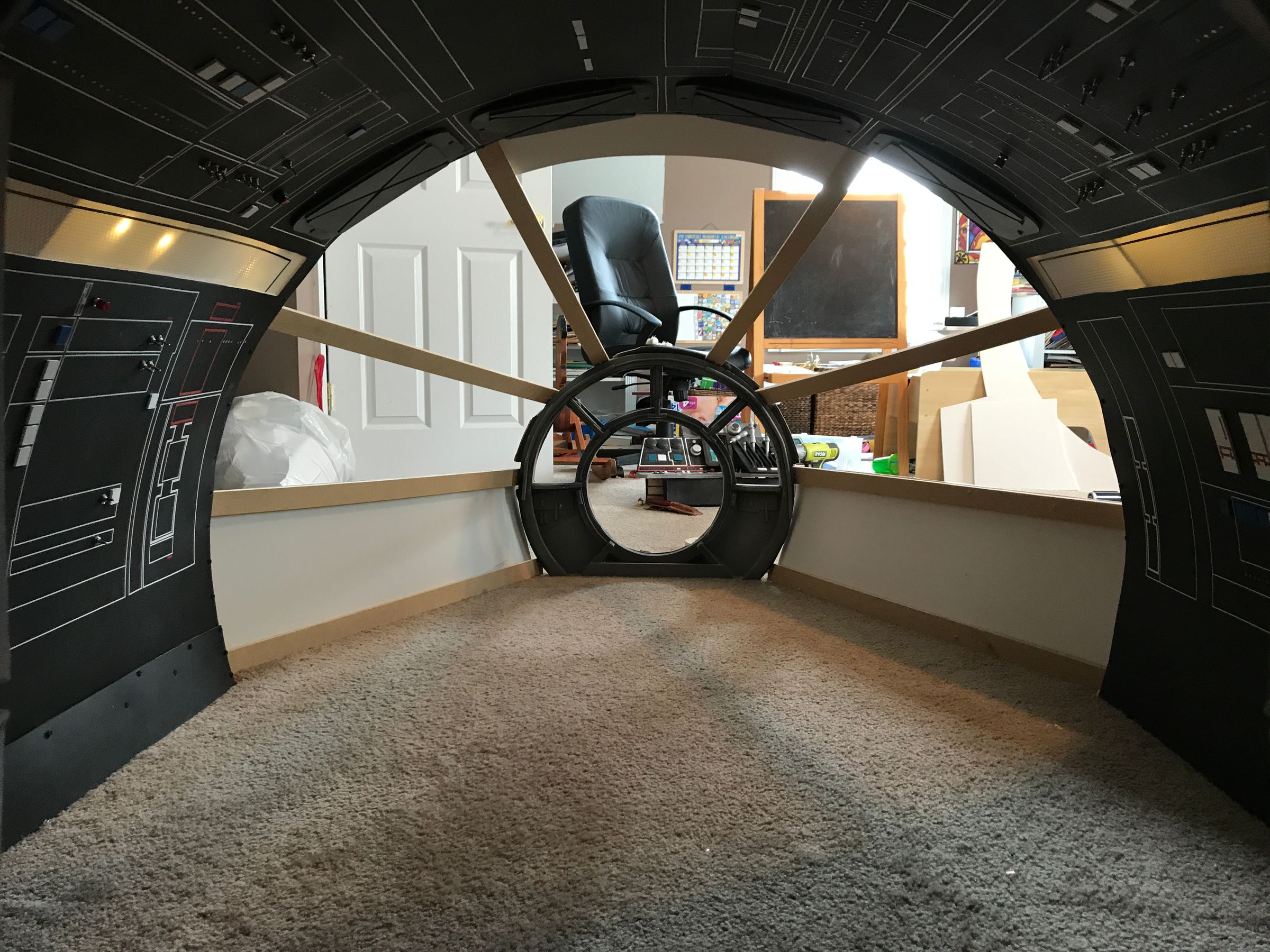 Make a Millennium Falcon Playhouse - Massive Update : 23 Steps (with ...