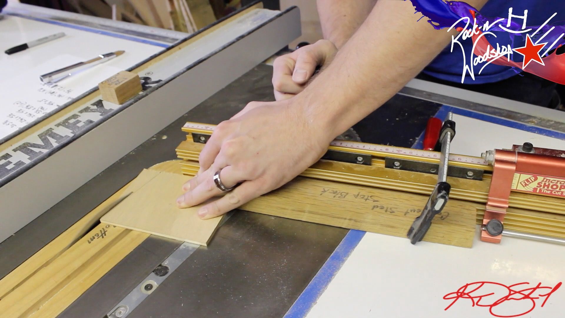 Exploding Outhouse Bank : 5 Steps (with Pictures) - Instructables