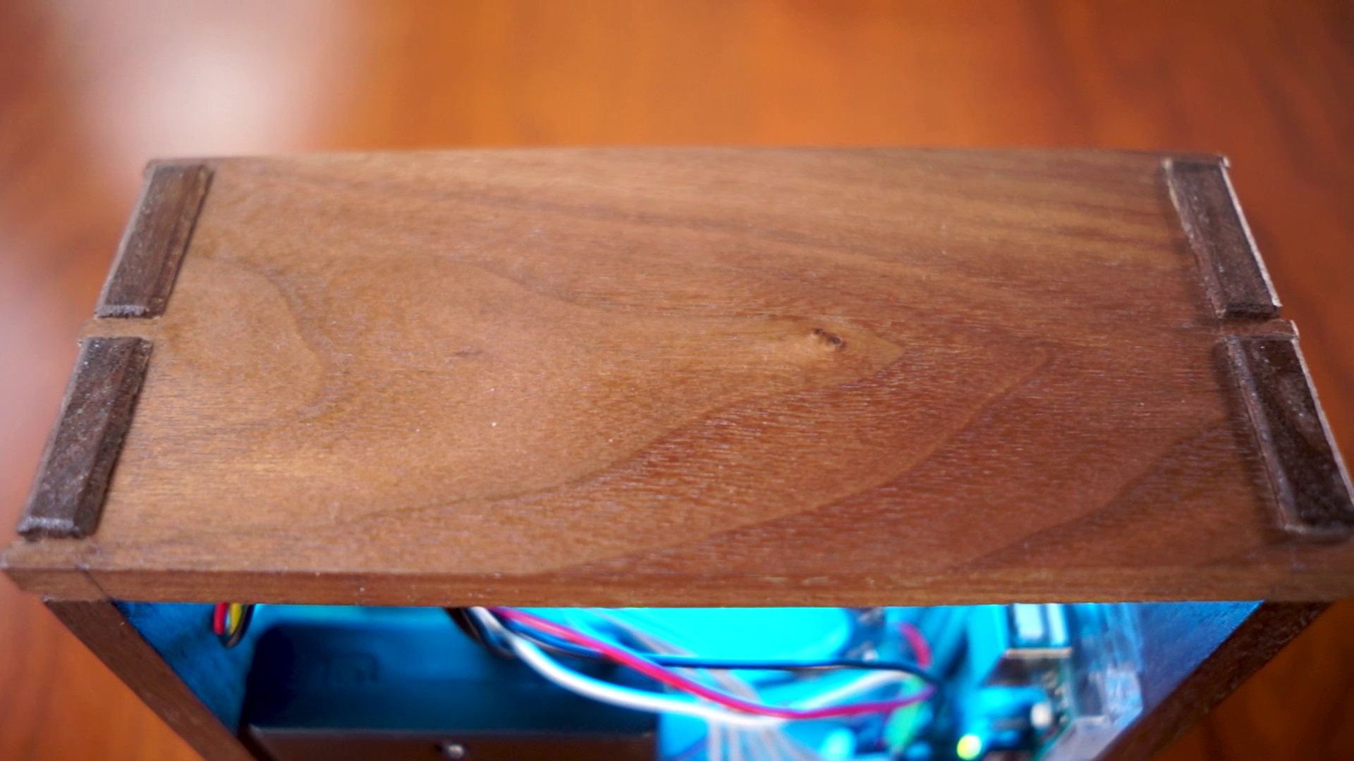 Dovetailed Arduino Humidity Sensor : 7 Steps (with Pictures) - Instructables