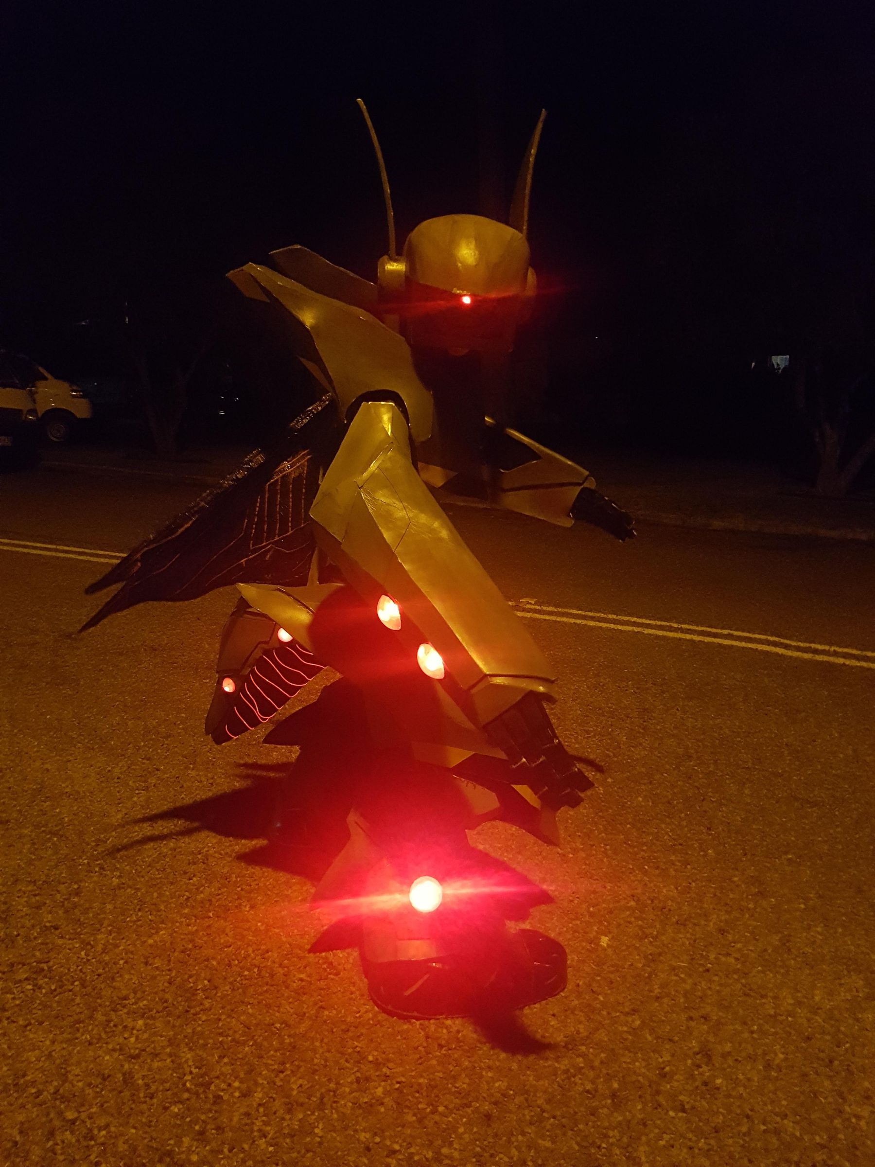 EVA Foam Robot Costume : 16 Steps (with Pictures) - Instructables