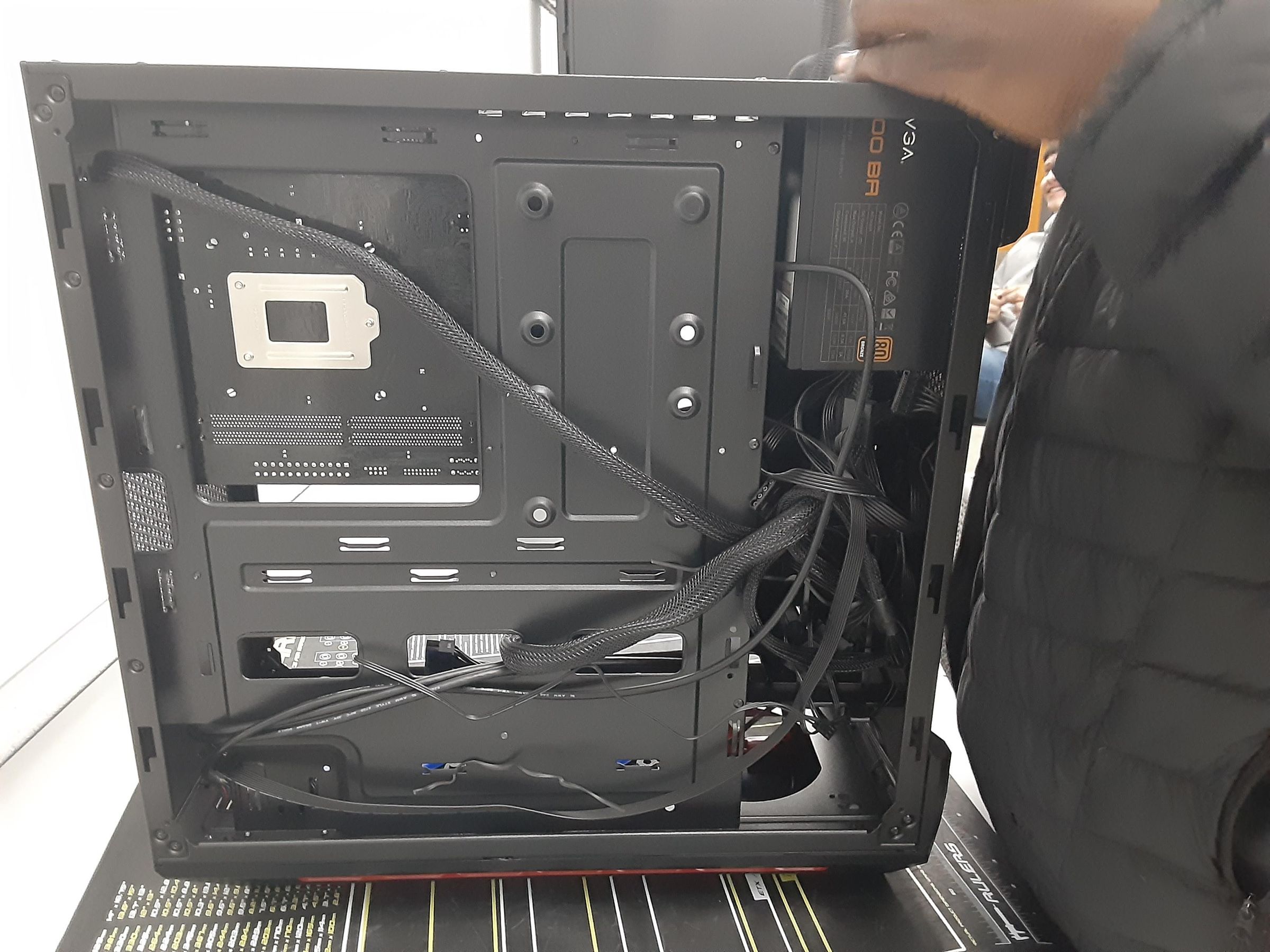 PC Build : 7 Steps - Instructables
