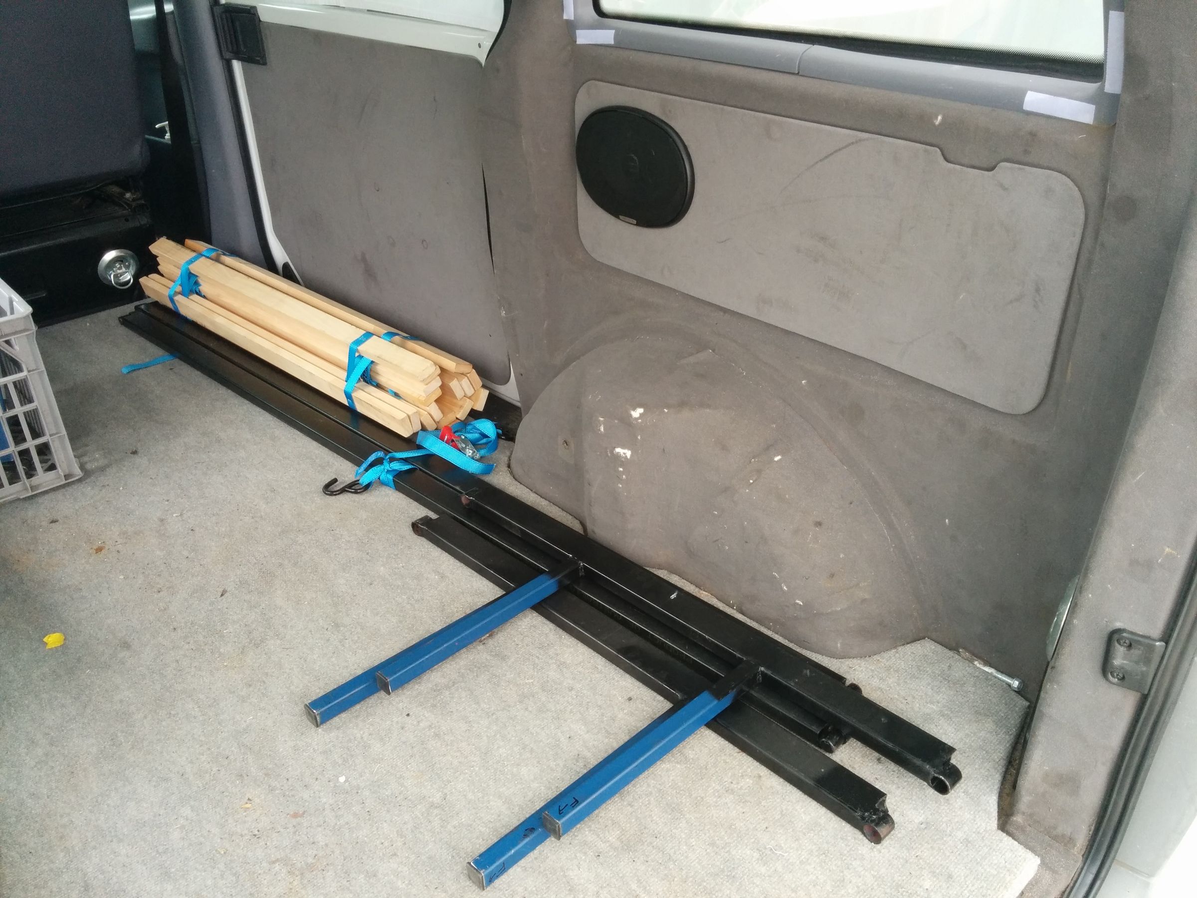 Camper Van Collapsible Bed : 8 Steps - Instructables