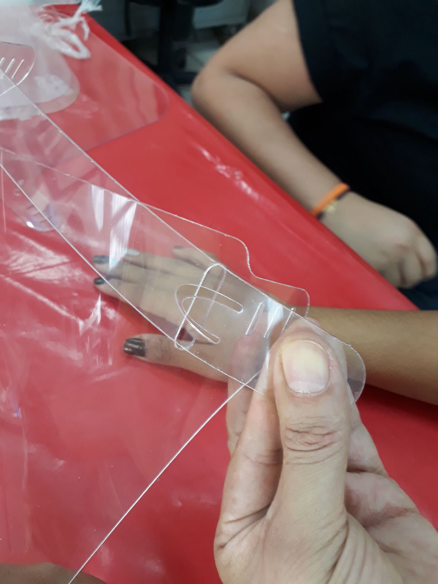 Laser Cut Face Shield V.2 : 6 Steps - Instructables