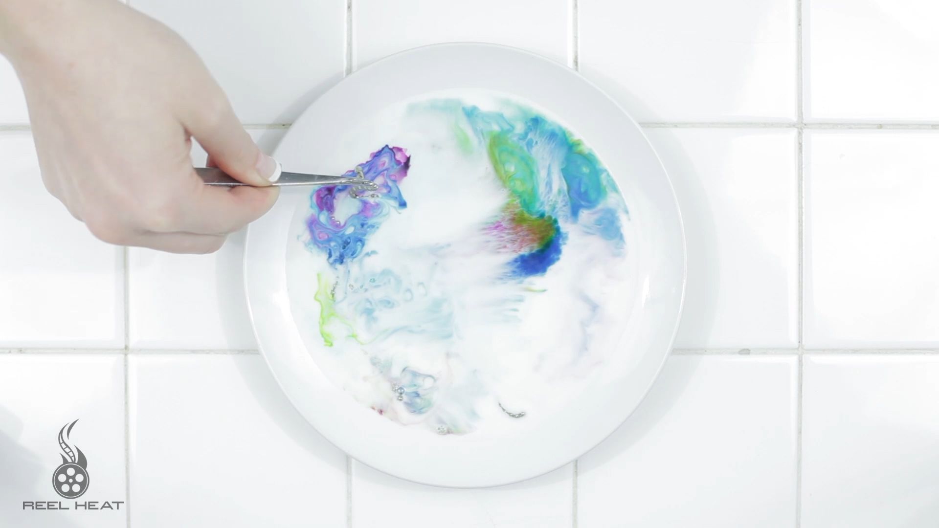 Planets Made Out of Milk : 4 Steps (with Pictures) - Instructables