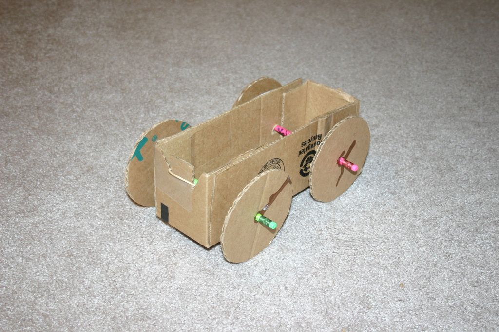 Rubber Band Powered Cardboard Car : 10 Steps - Instructables