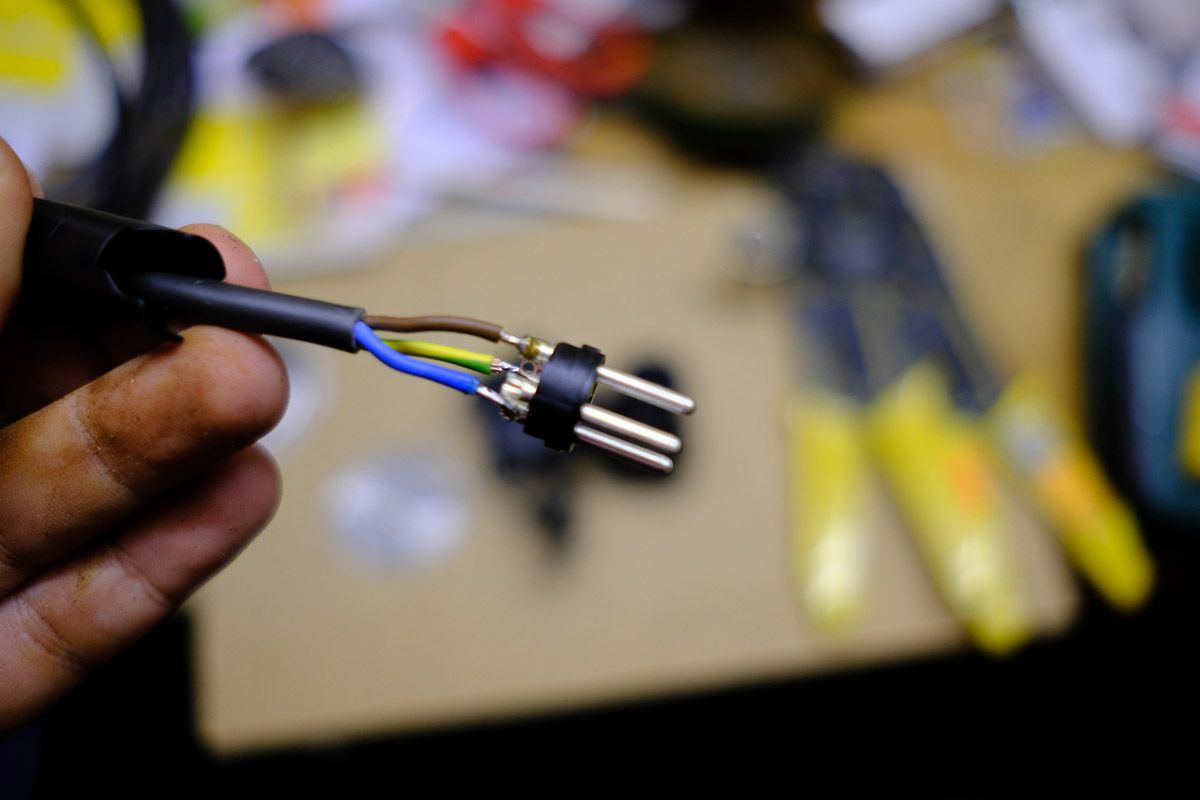 Rear View Camera for an Electric Wheelchair : 10 Steps (with Pictures ...