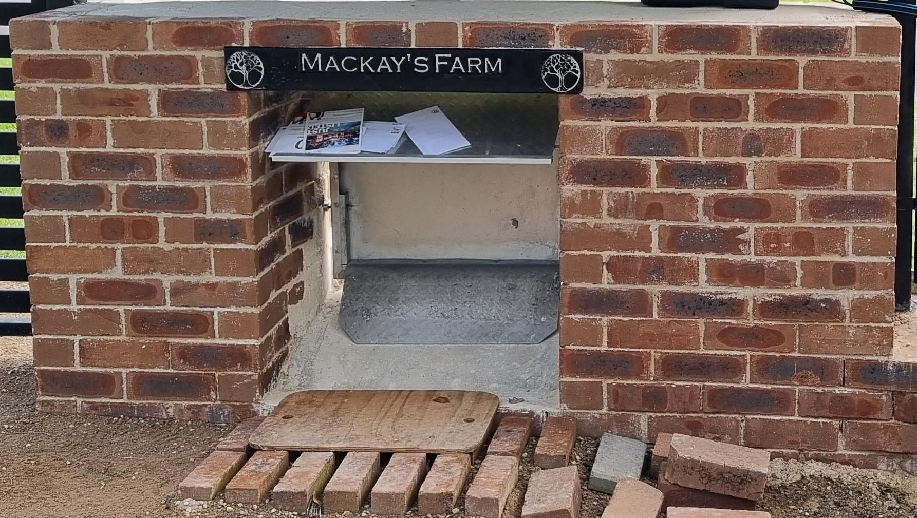A Mackay's Mailbox : 10 Steps (with Pictures) - Instructables