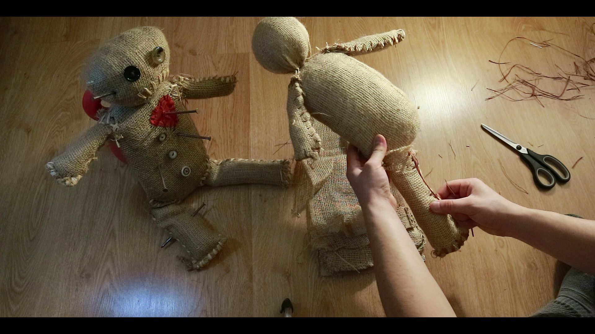 How to Make a Possessed Voodoo Doll - HALLOWEEN TUTORIAL : 24 Steps ...