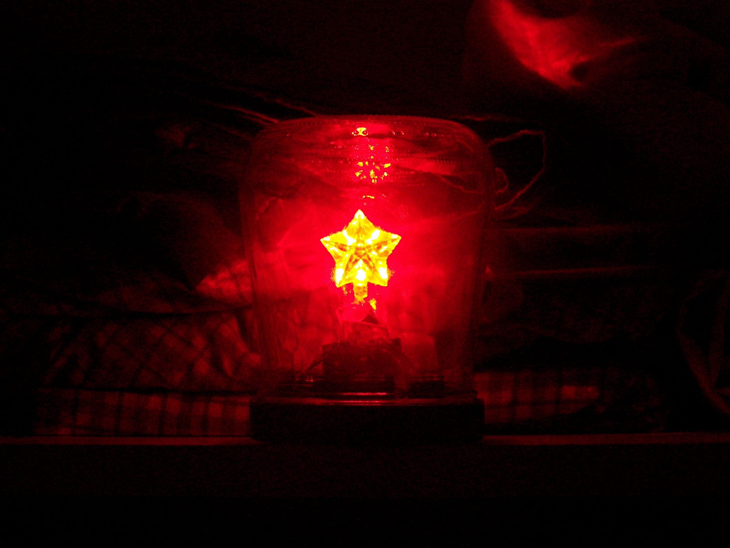 Solar Powered LED Twinkling Star in a Jar : 10 Steps - Instructables