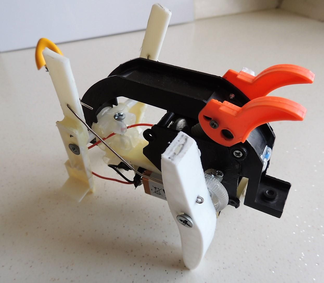 Tinkercad Robotics for School: Create TWO Walking Machines! : 27 Steps ...