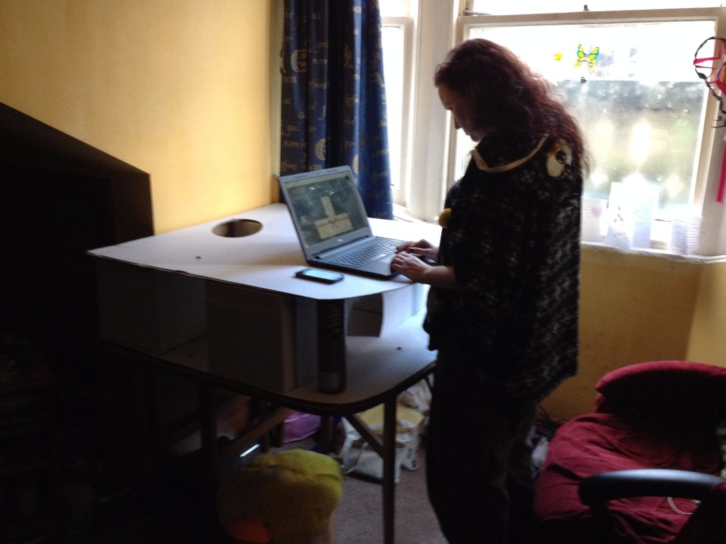 Cheap and Cheerful "CaTable" : 6 Steps (with Pictures) - Instructables