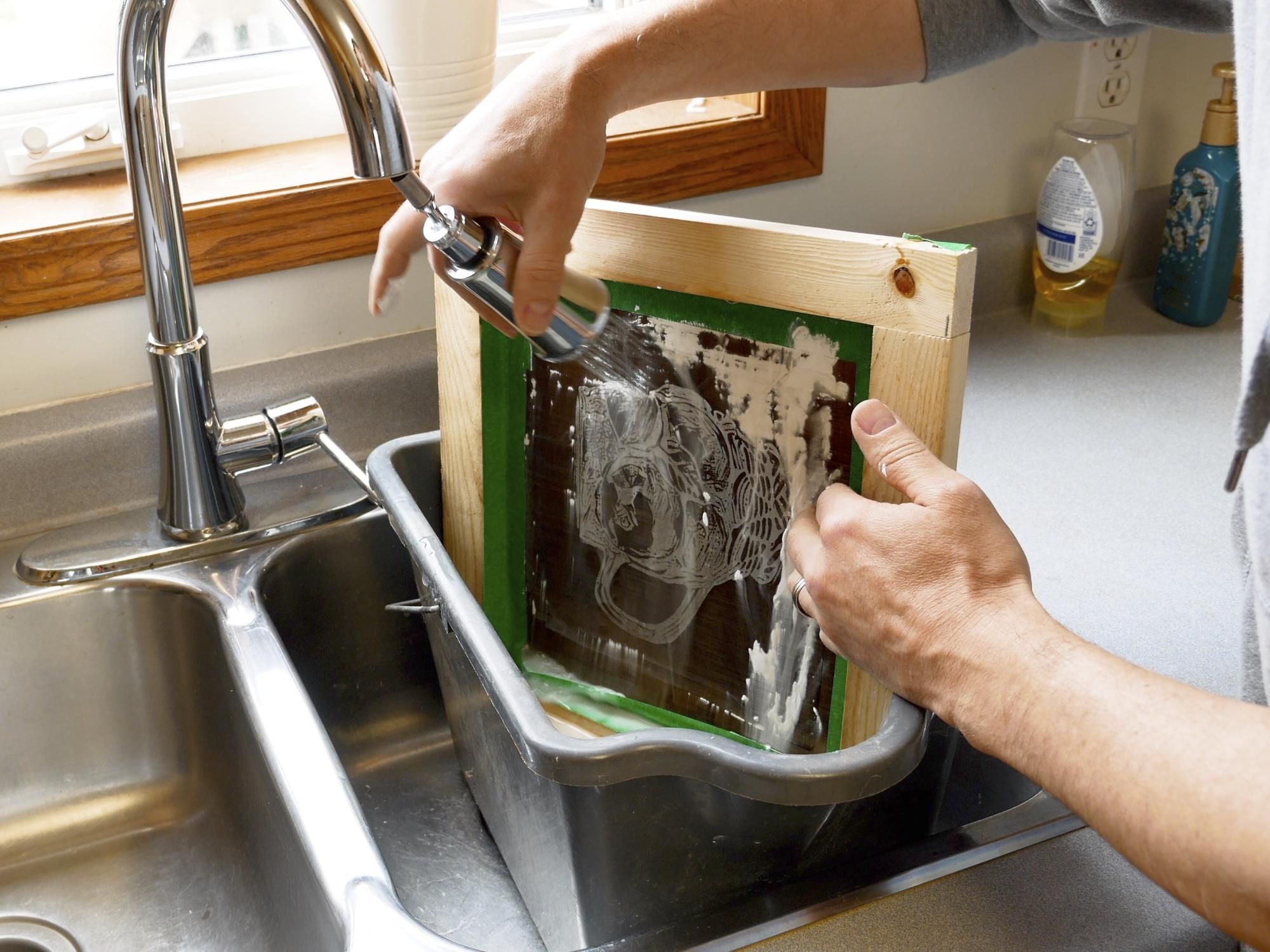 Make a Screen Printing Screen With an Avacado and a Laser! : 18 Steps ...