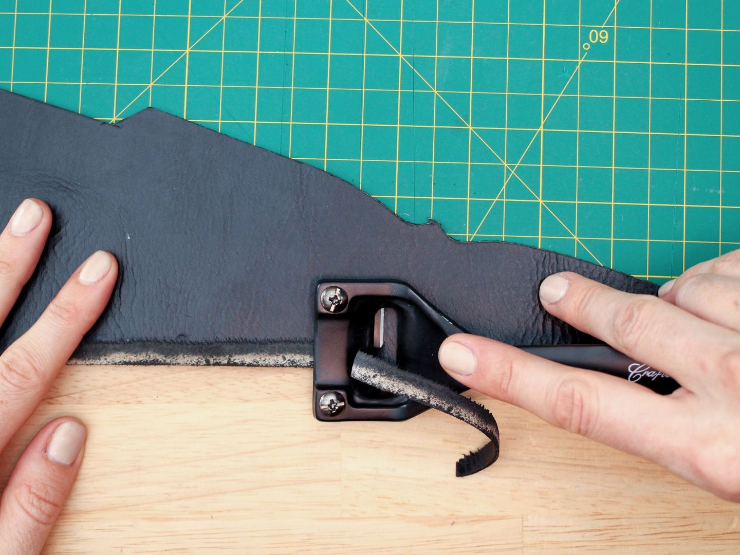 Custom Leather Bag : 10 Steps - Instructables