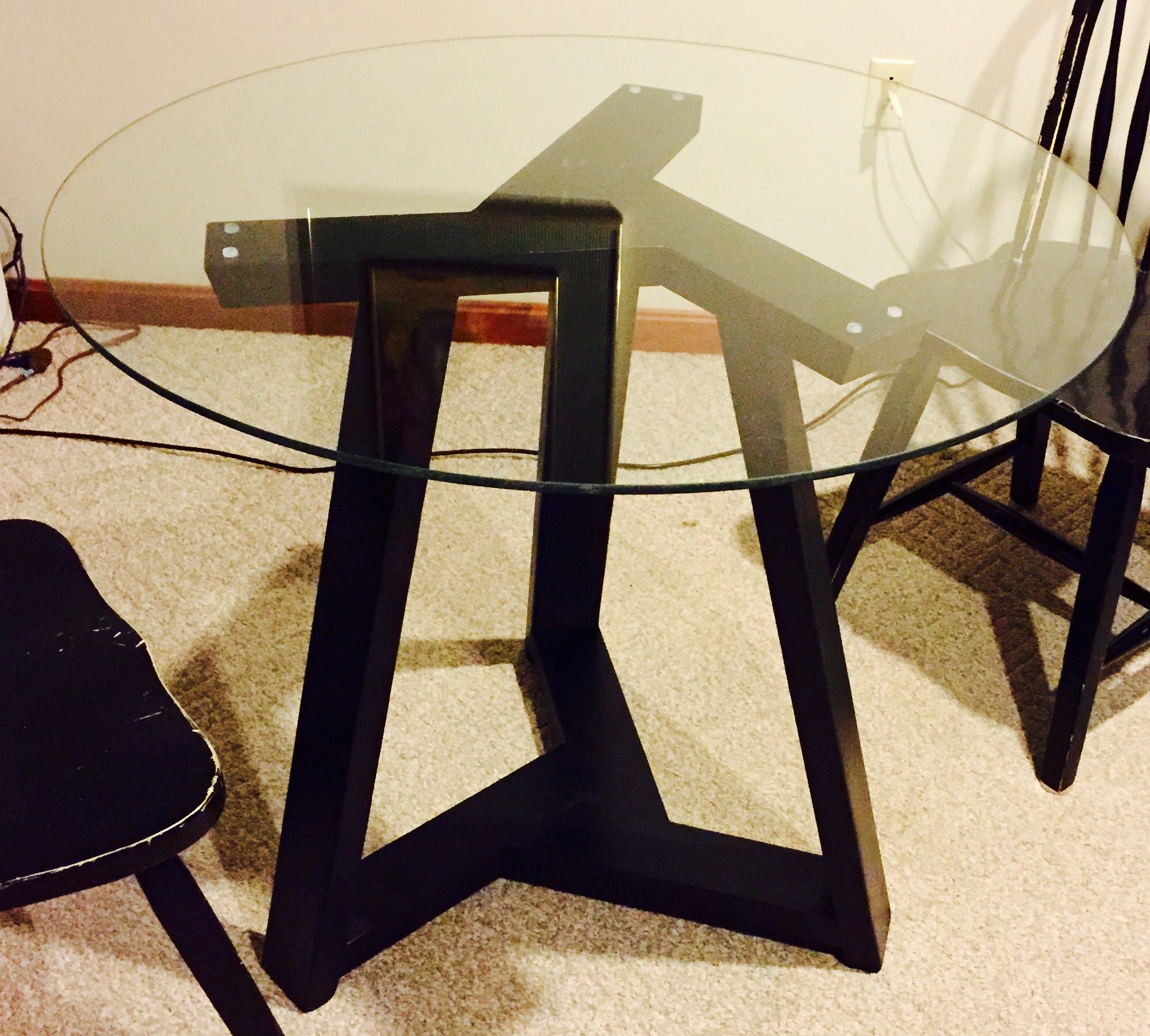 Simple Round Table : 15 Steps (with Pictures) - Instructables