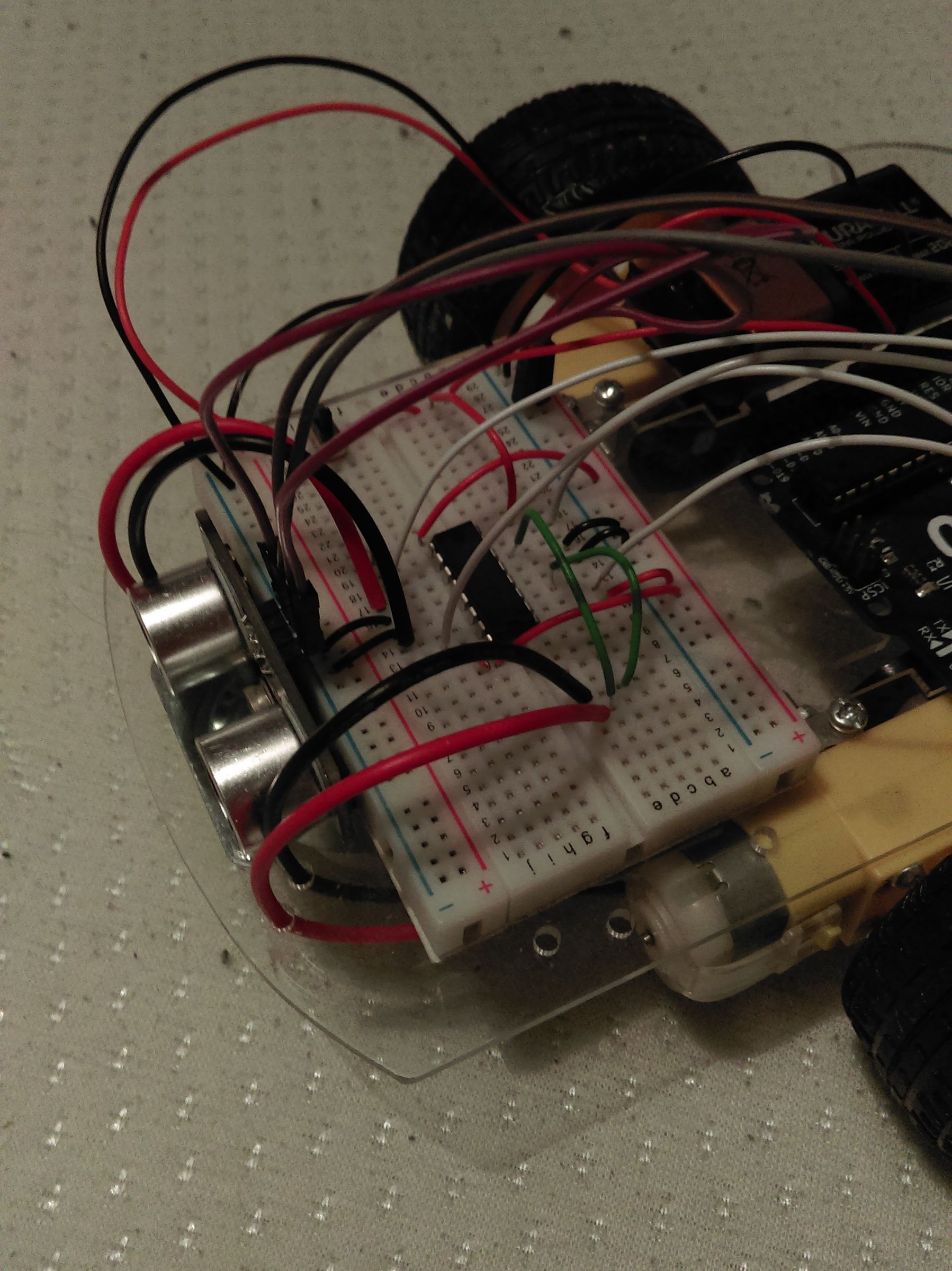 Ultrasonic Wall-Avoiding Robot : 11 Steps - Instructables