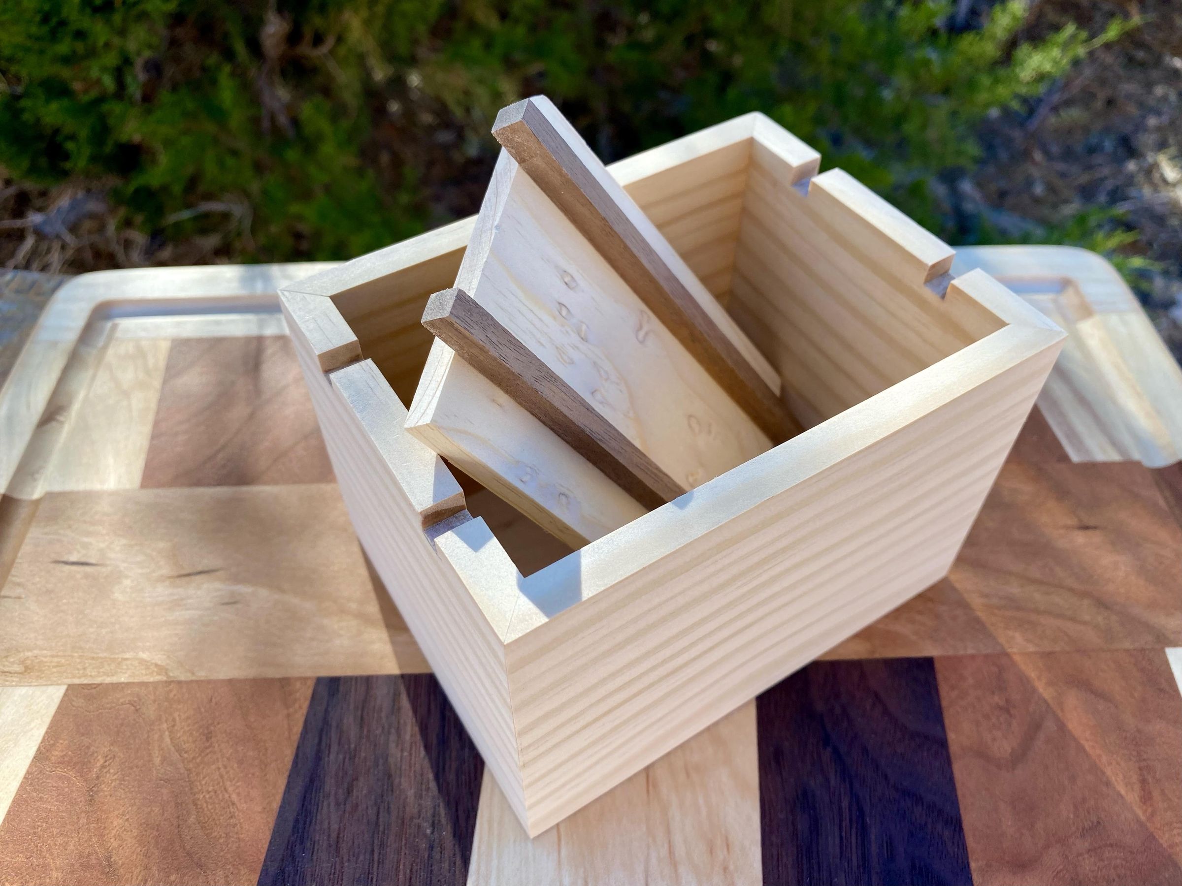 Suspended Box Lid : 7 Steps (with Pictures) - Instructables