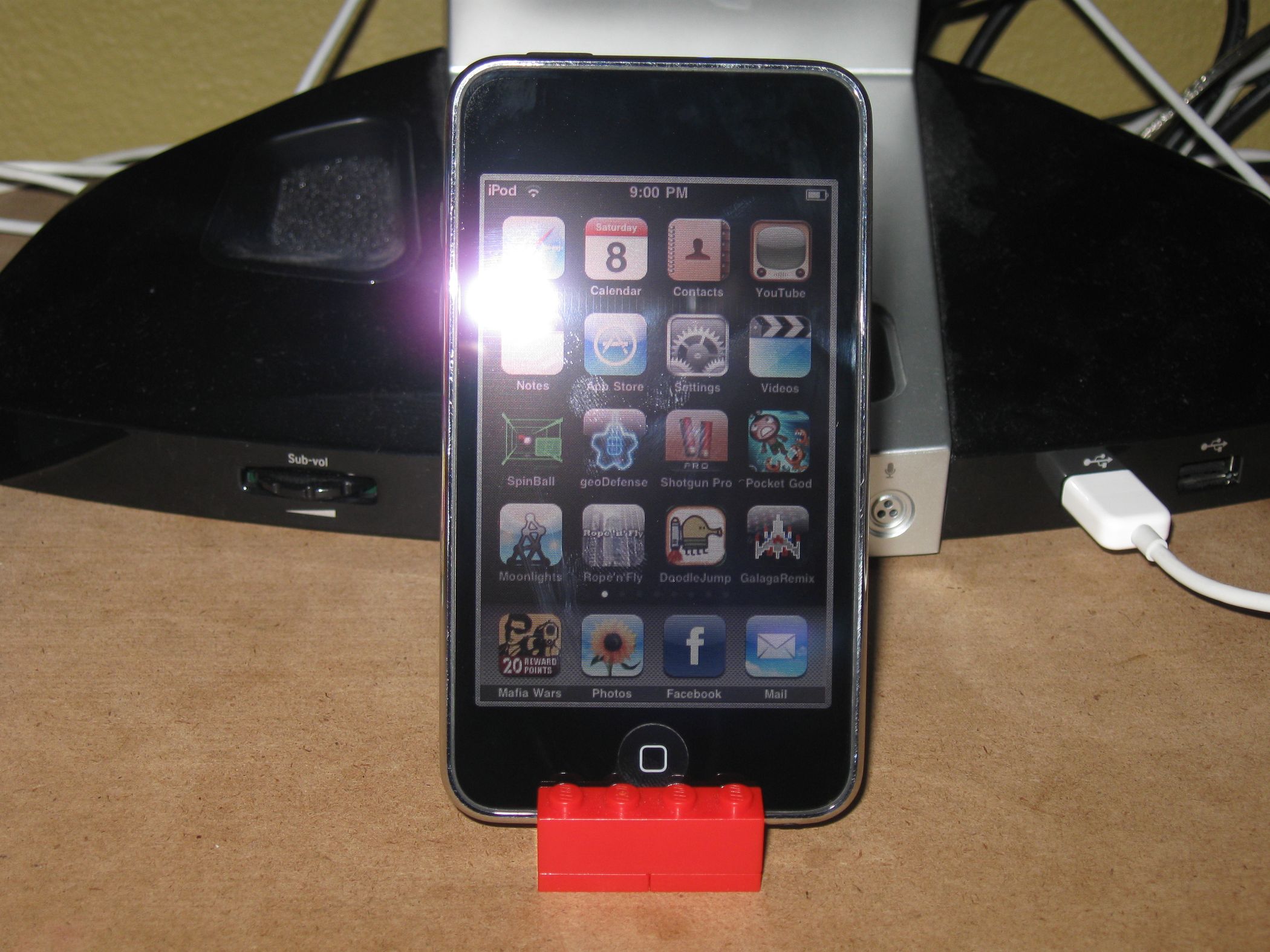 Most Simple Ipod Touch/Iphone Stand EVER! : 5 Steps - Instructables