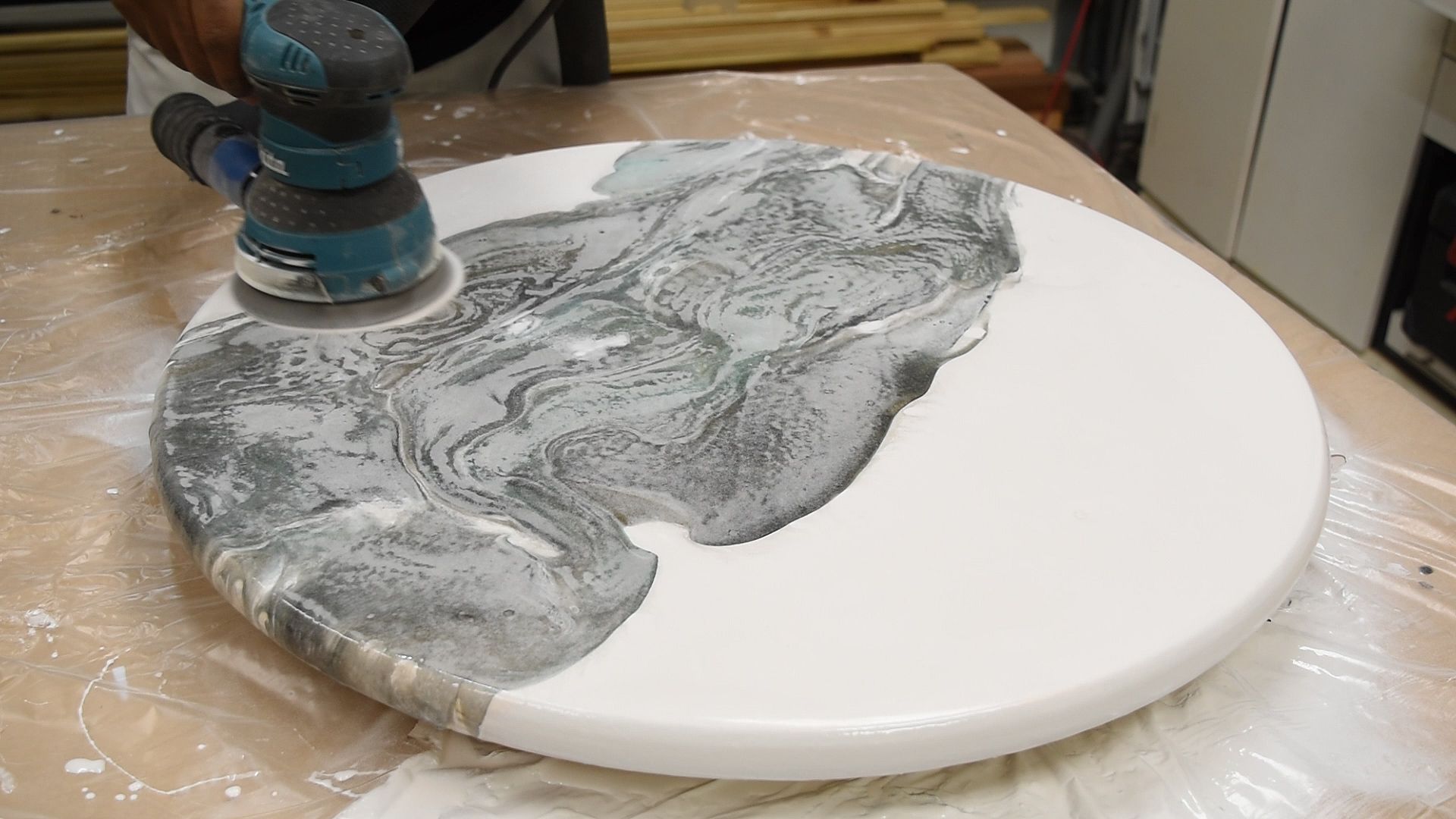 How to Make an Epoxy Resin Tabletop : 8 Steps (with Pictures ...