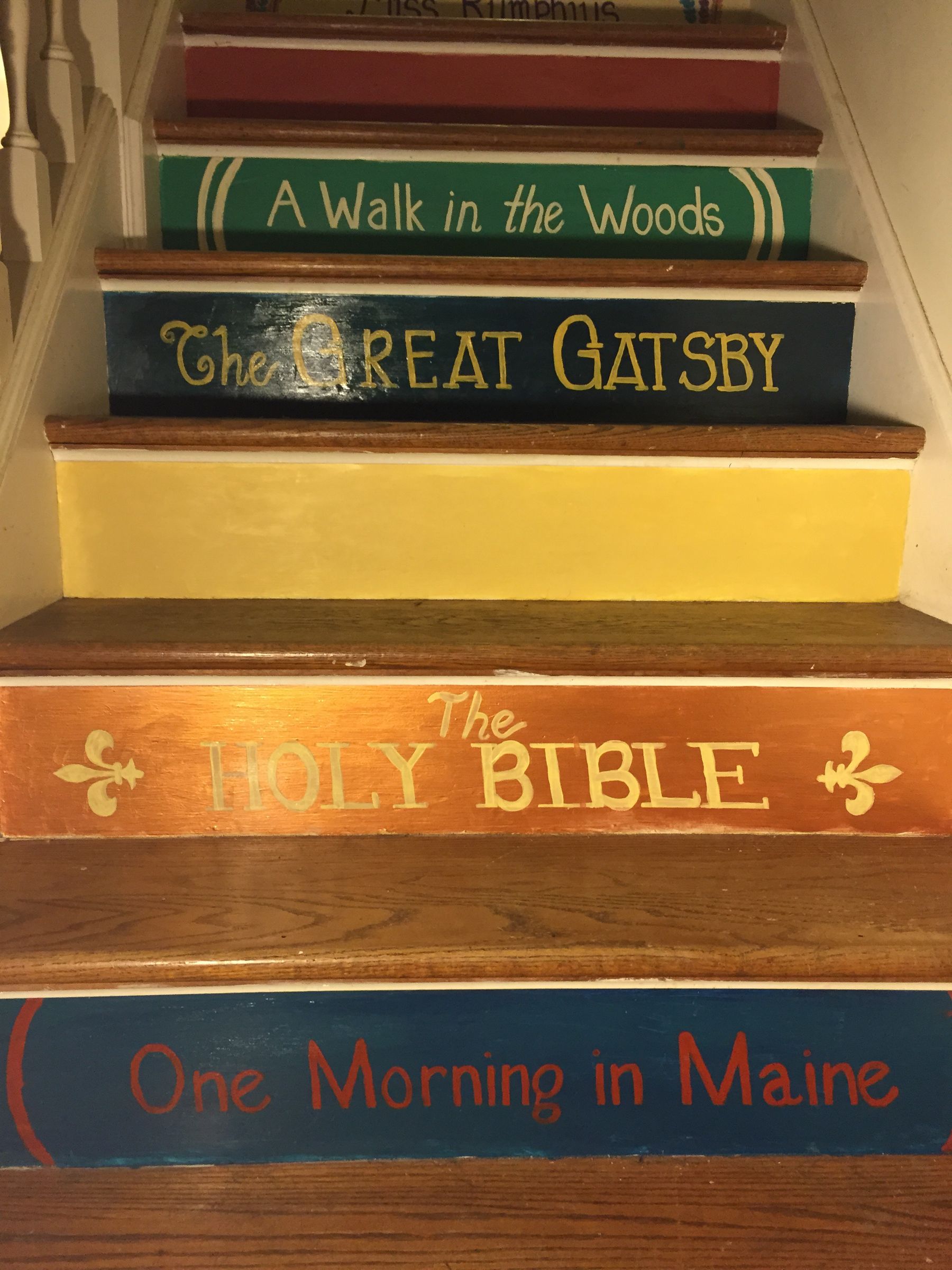 Painted Book Staircase : 6 Steps (with Pictures) - Instructables