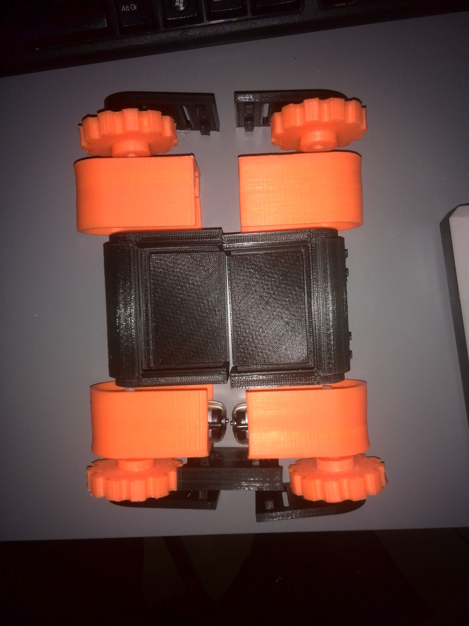 Wireless Arduino Controlled Tank (nRF24L01) : 6 Steps (with Pictures ...