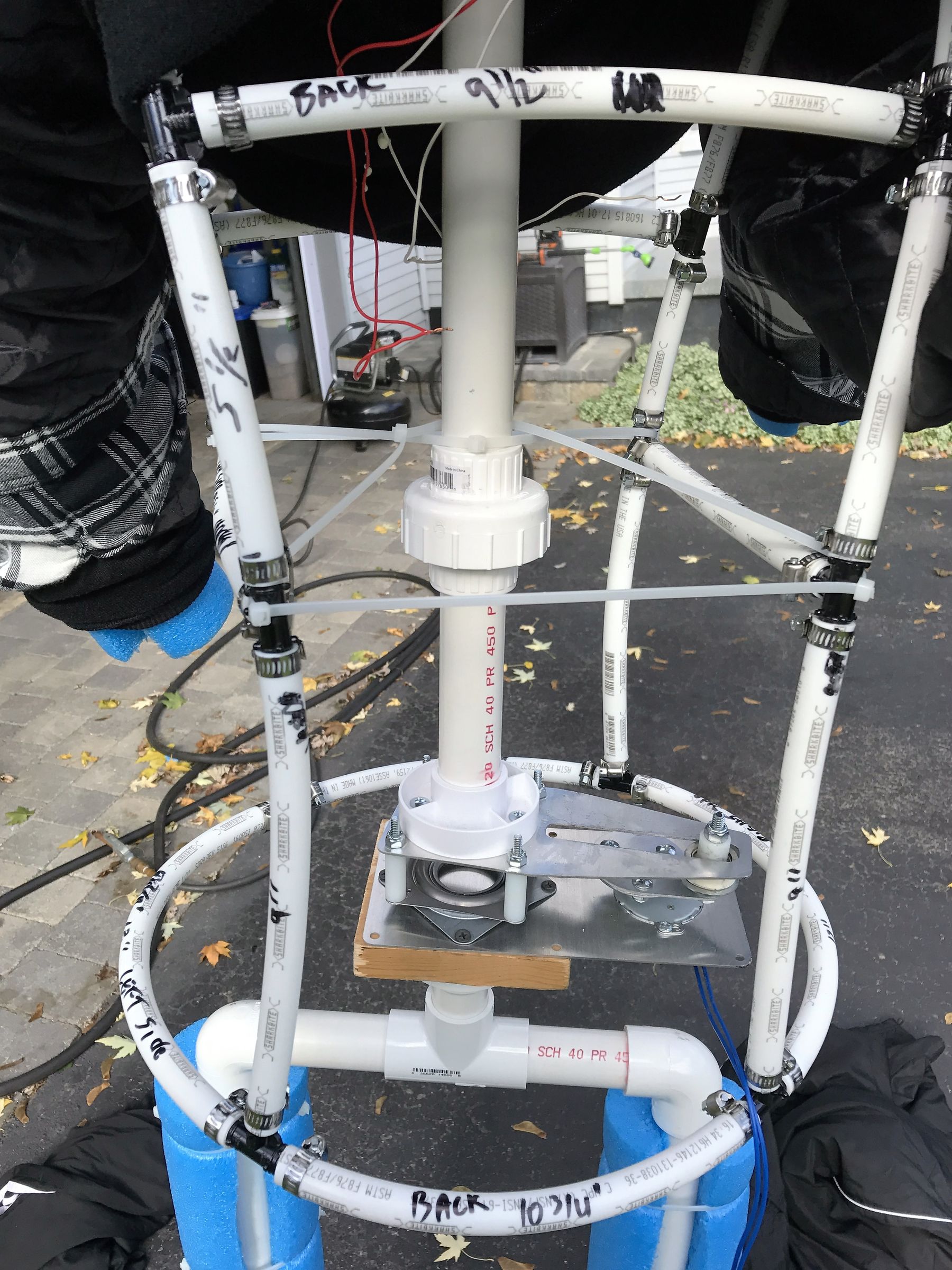 Twisty the Clown!! How to Build a Motorized Life Size Halloween Prop ...