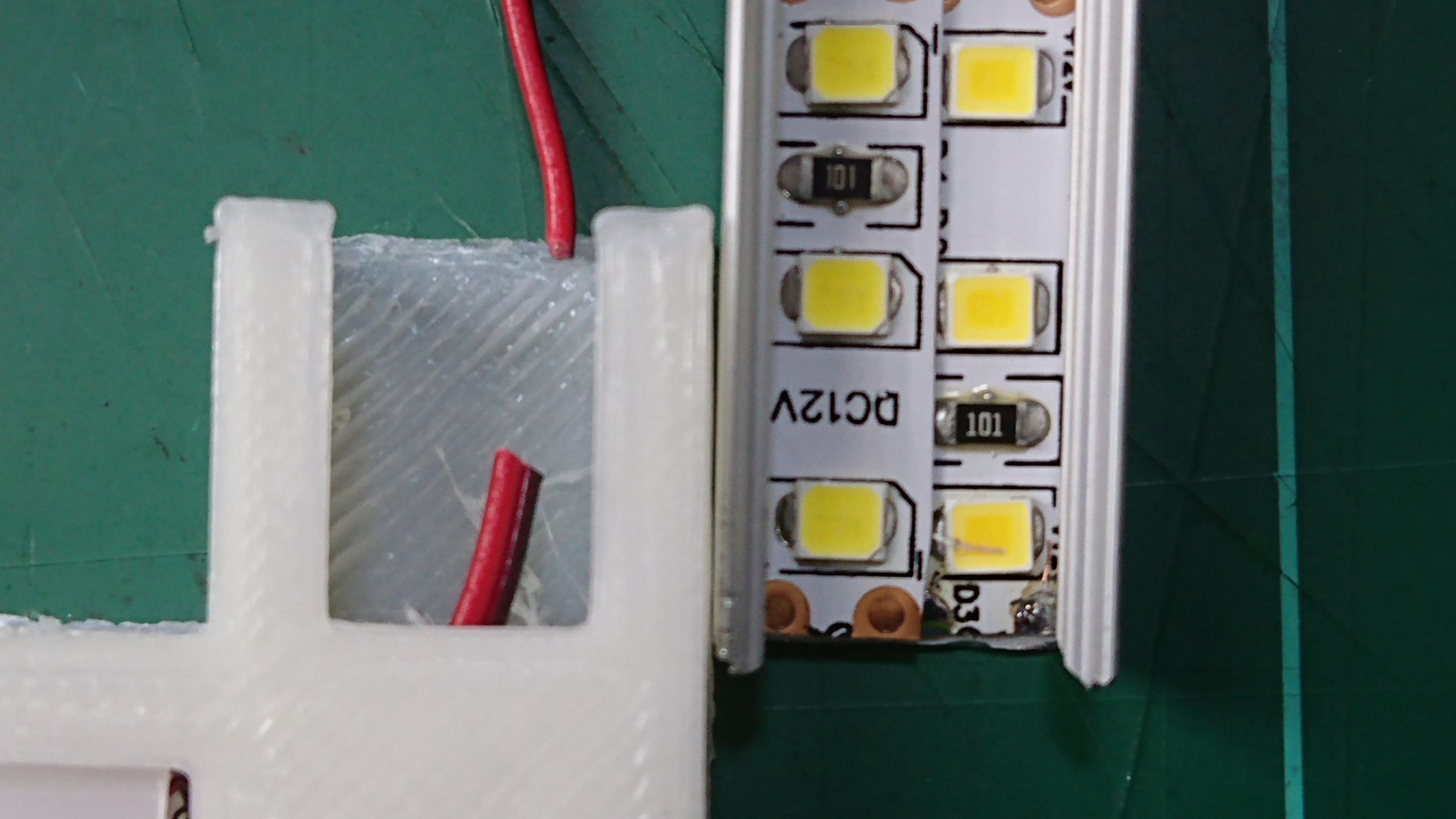 LED Ring Light for Laptop Screen : 5 Steps (with Pictures) - Instructables