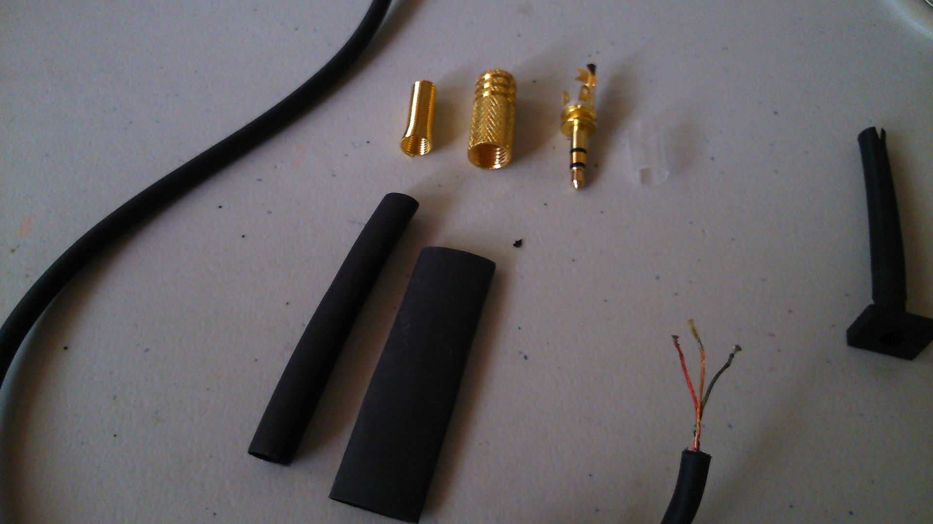 Headphone Removable Cable - Sony MDR-V500 : 9 Steps - Instructables