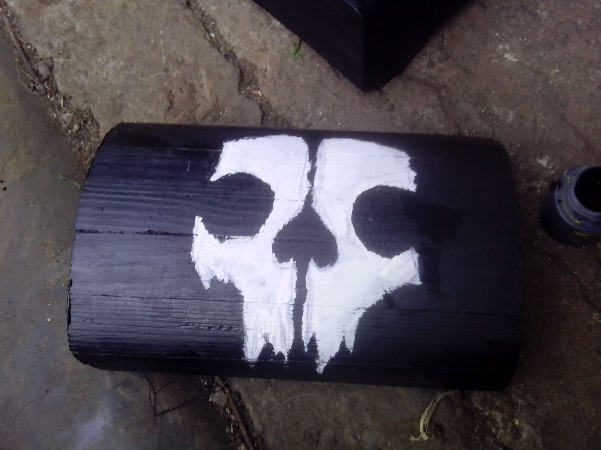 Call of Duty Ghosts Chest : 5 Steps - Instructables