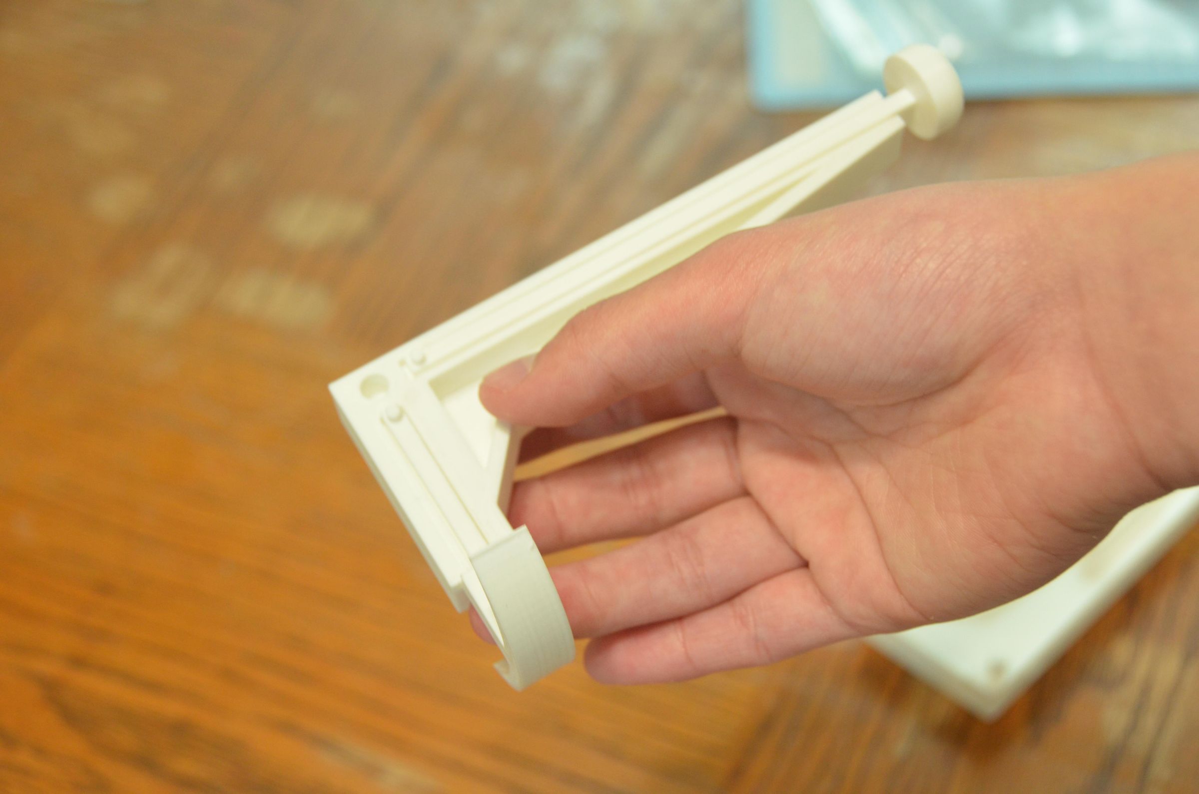 String Pong : 12 Steps (with Pictures) - Instructables