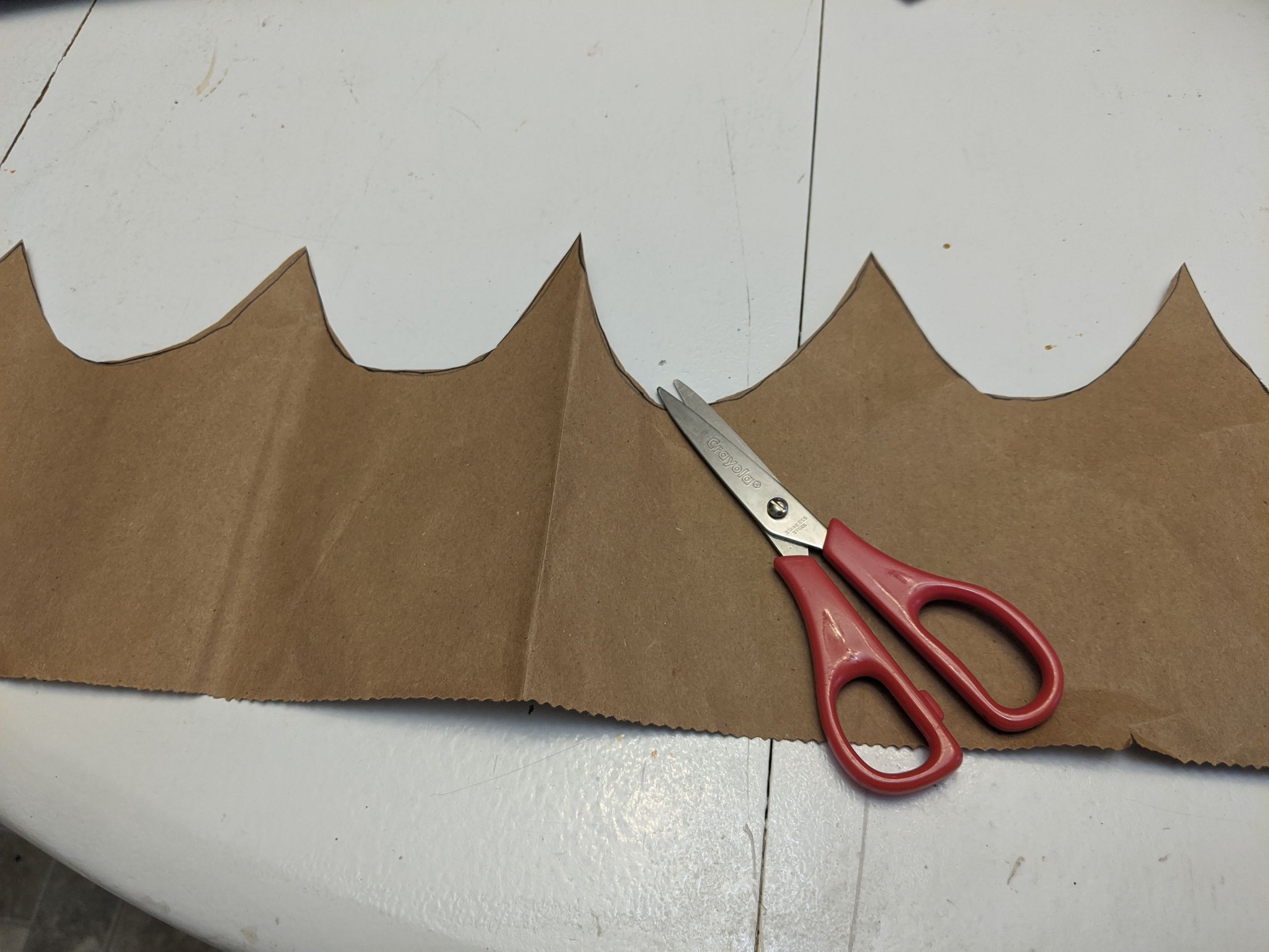 Paper Crowns With Colored Jewels : 10 Steps (with Pictures) - Instructables