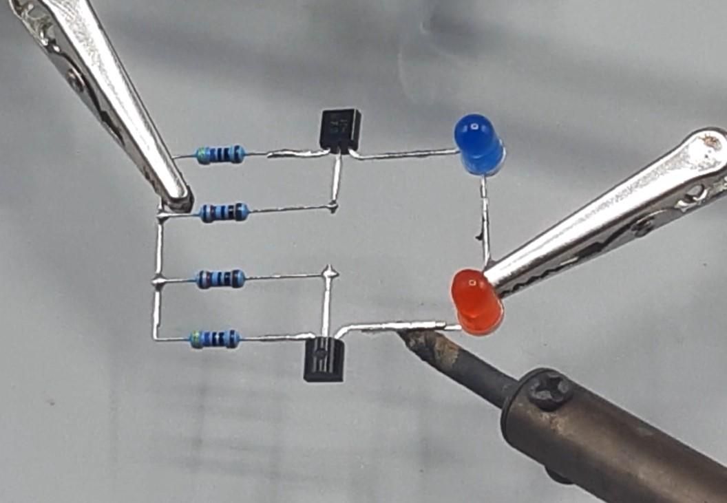 Simple Flip Flop Circuit : 8 Steps (with Pictures) - Instructables