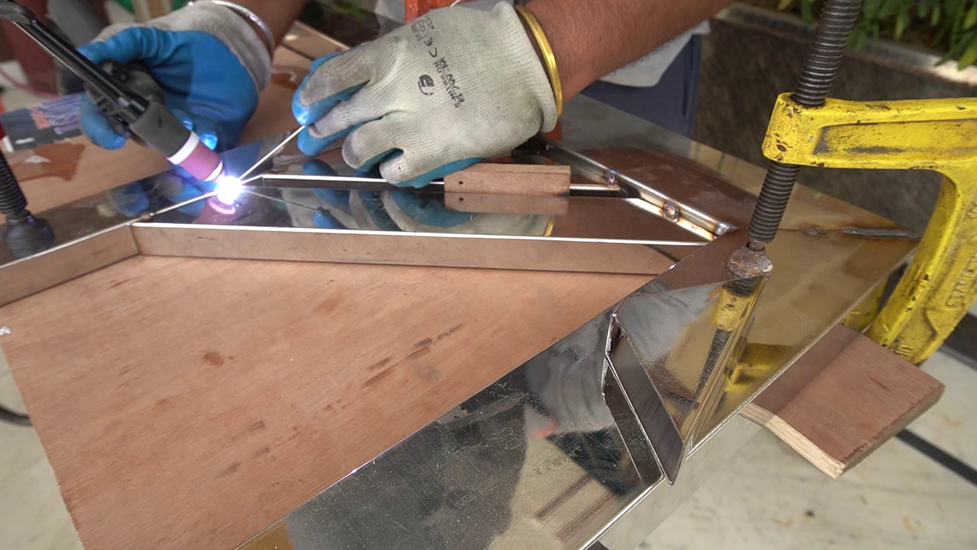 Stainless Steel Gate for Workshop : 15 Steps (with Pictures ...