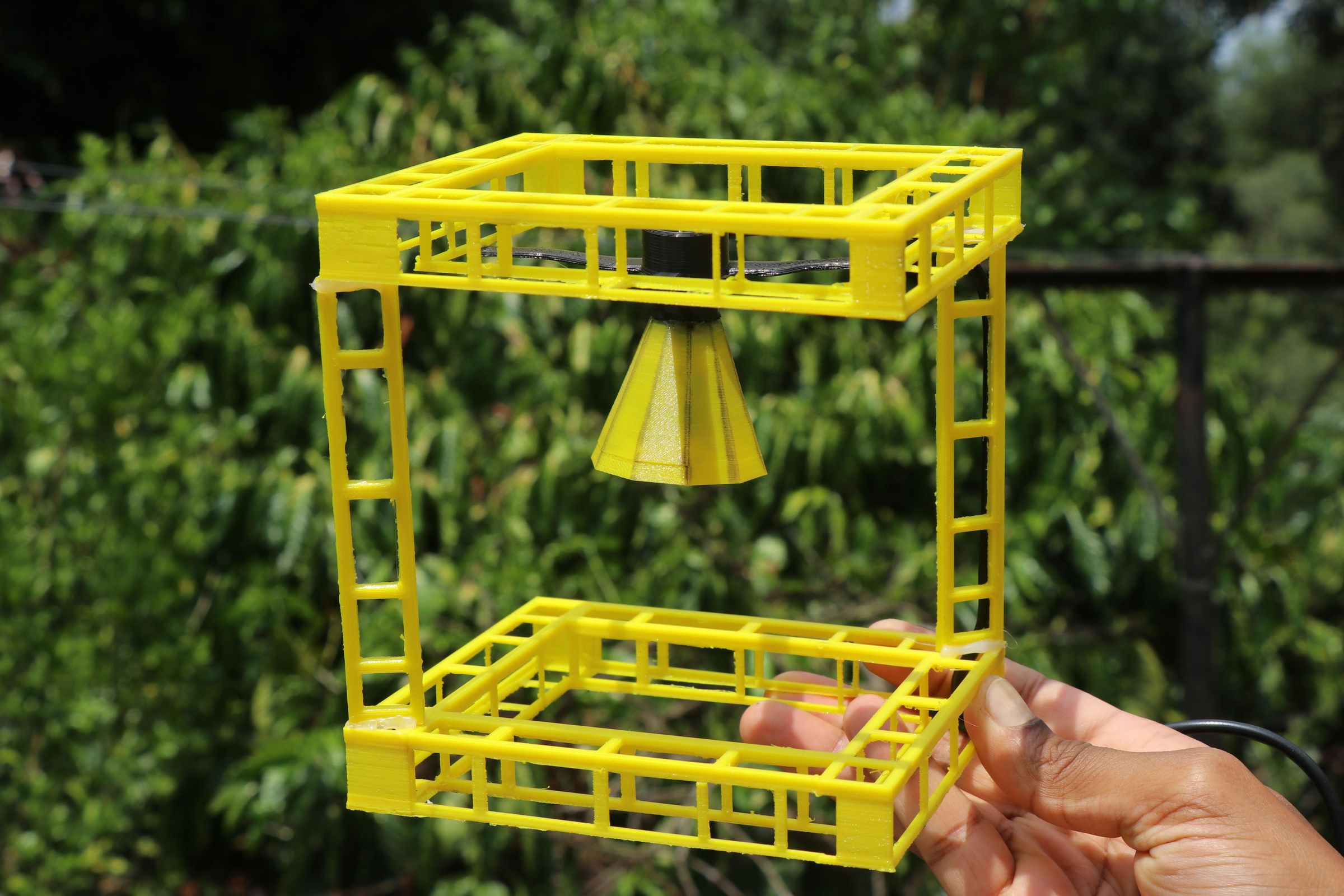 3D Printed Modern Lamp | How to Make : 6 Steps (with Pictures ...