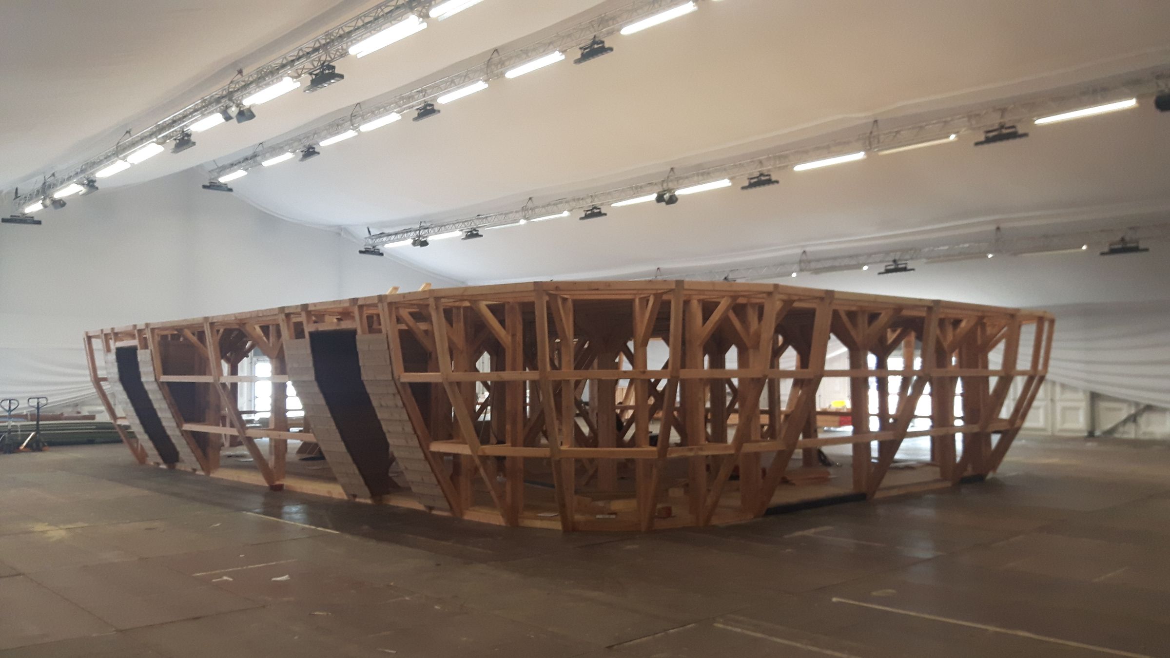 Life-size Wooden Ark : 14 Steps (with Pictures) - Instructables