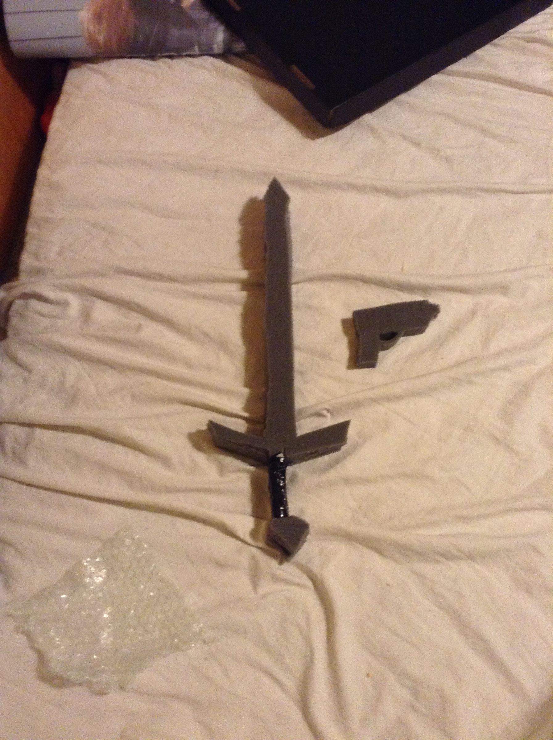Foam Sword , Gun : 4 Steps - Instructables