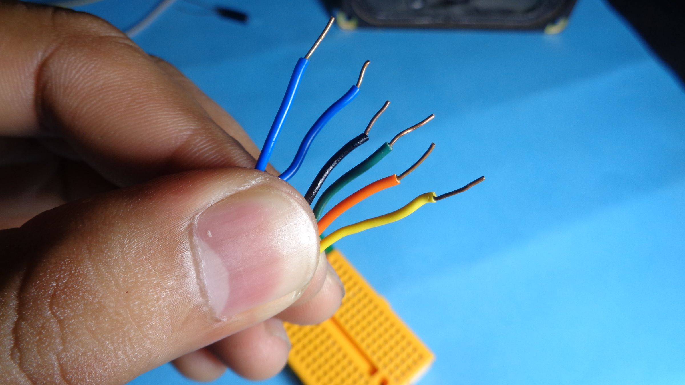 Modular Mini Breadboards : 5 Steps - Instructables