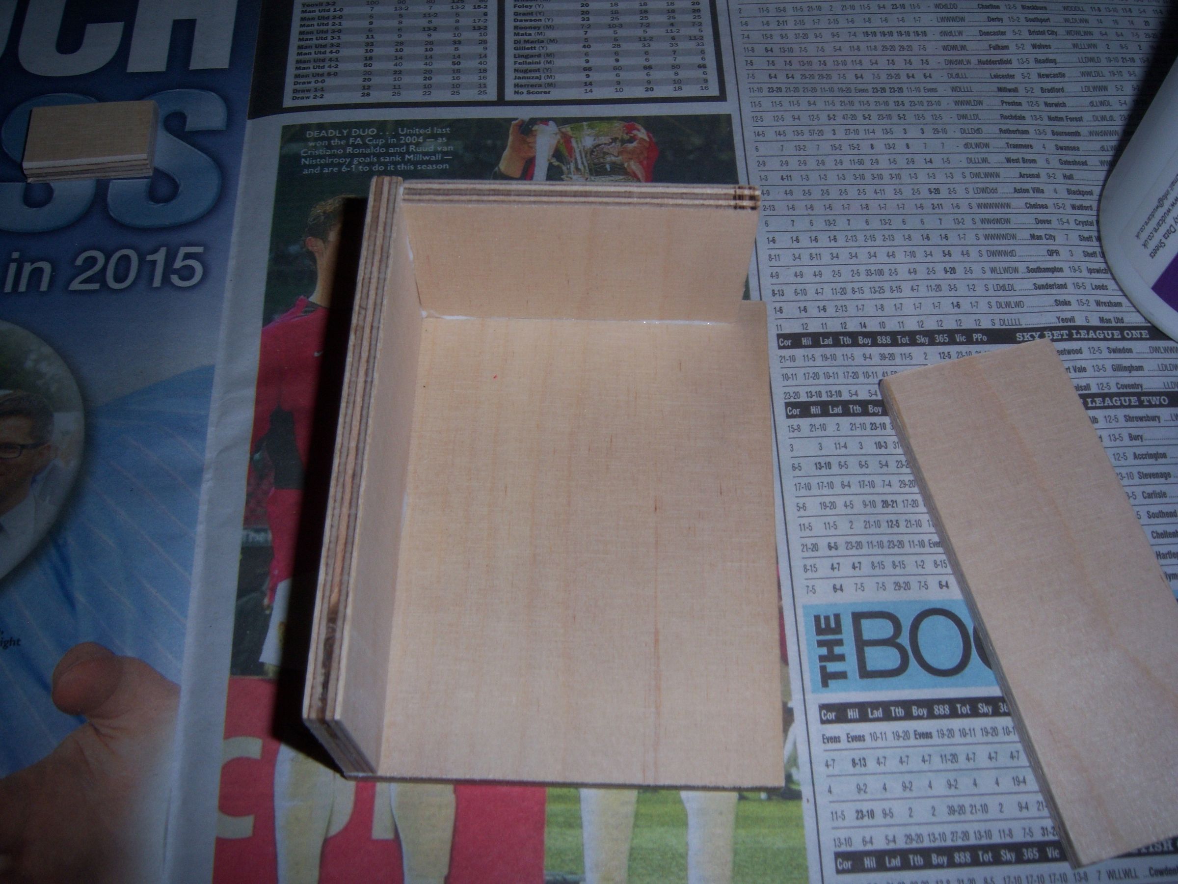 Wooden Minecraft Chest : 10 Steps - Instructables