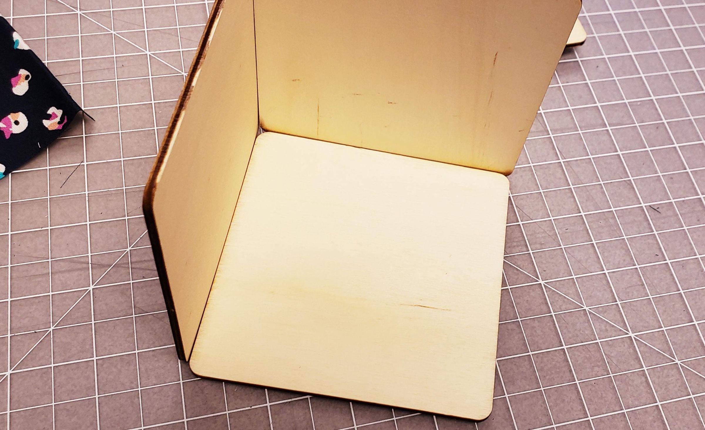 30-Minute Decorative Box (+ Hot Glue Tips) : 6 Steps (with Pictures ...