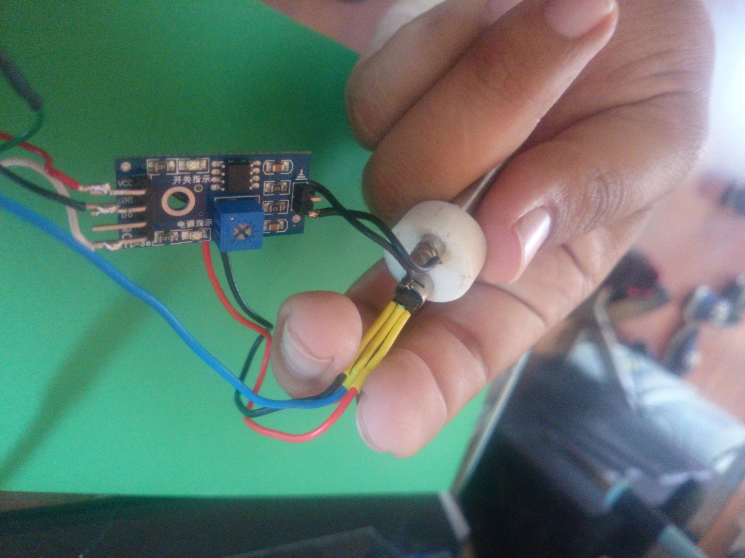 An Improved Moisture Sensor : 7 Steps (with Pictures) - Instructables