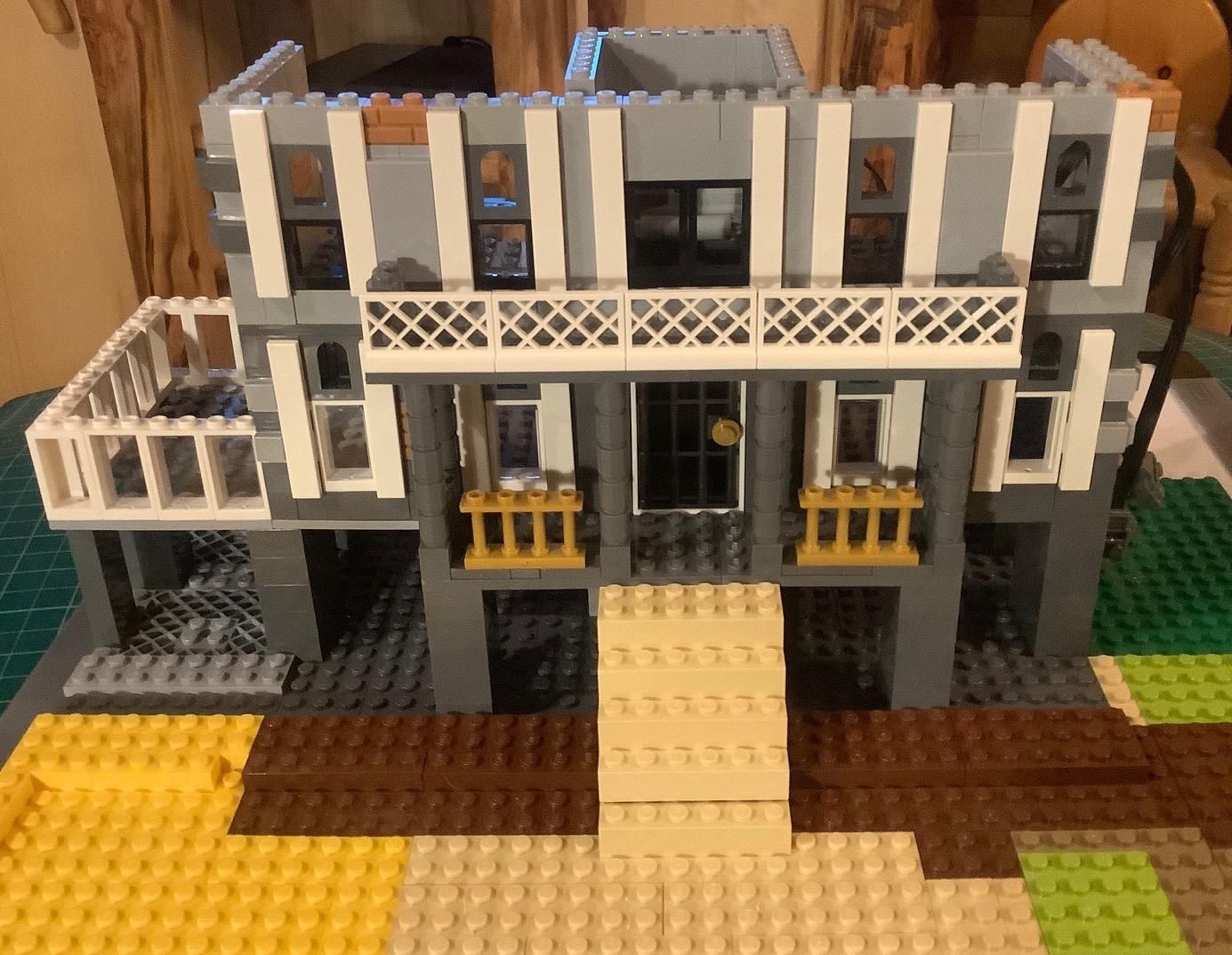 Haunted House Display 2020 : 7 Steps - Instructables