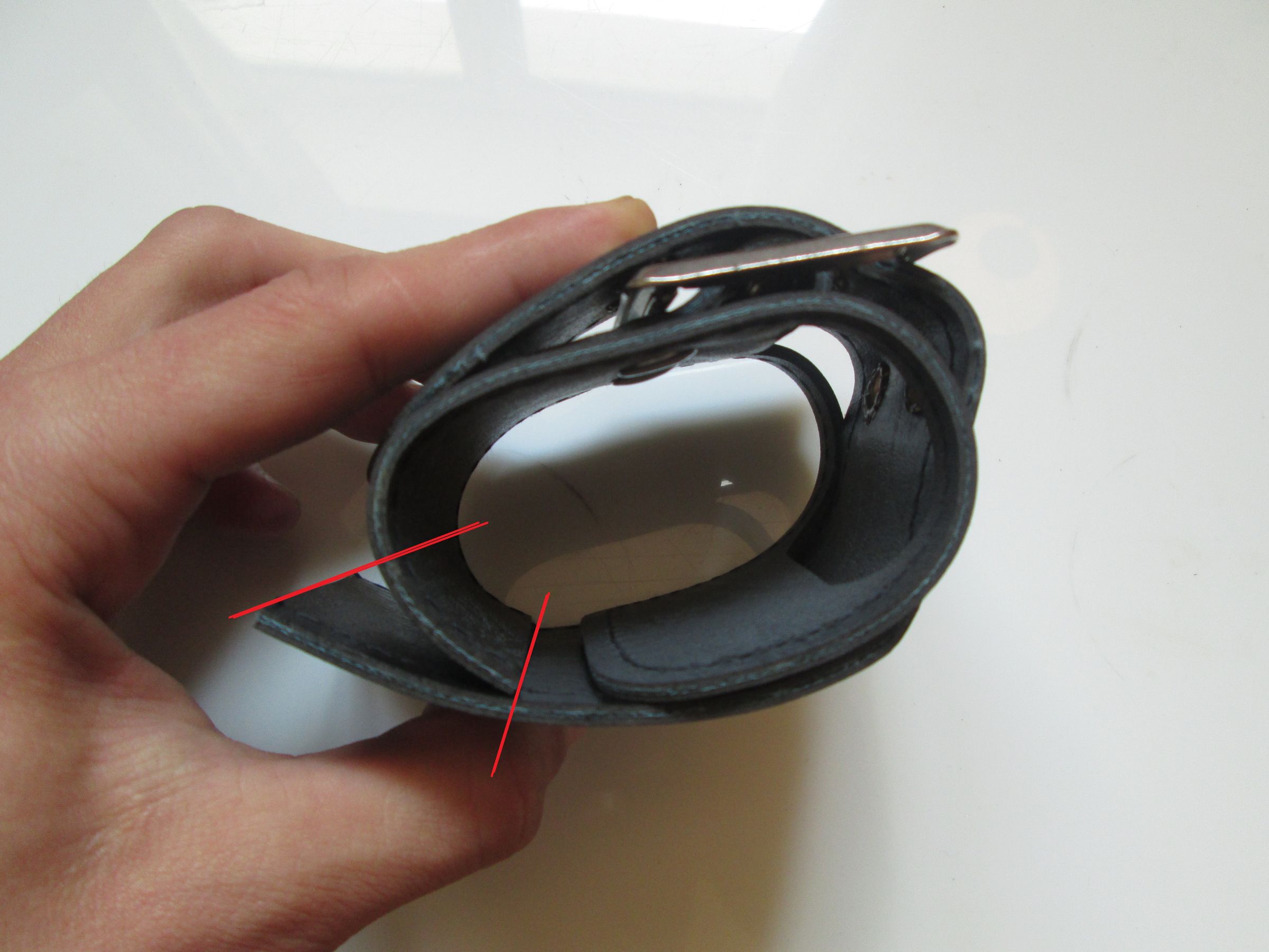 Make Handcuffs From a Suitcase : 5 Steps (with Pictures) - Instructables