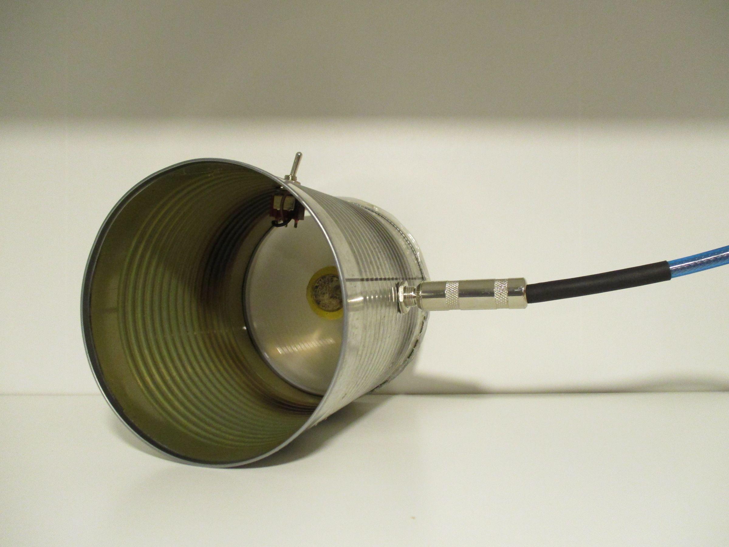 Working Microphone From Trash : 10 Steps (with Pictures) - Instructables