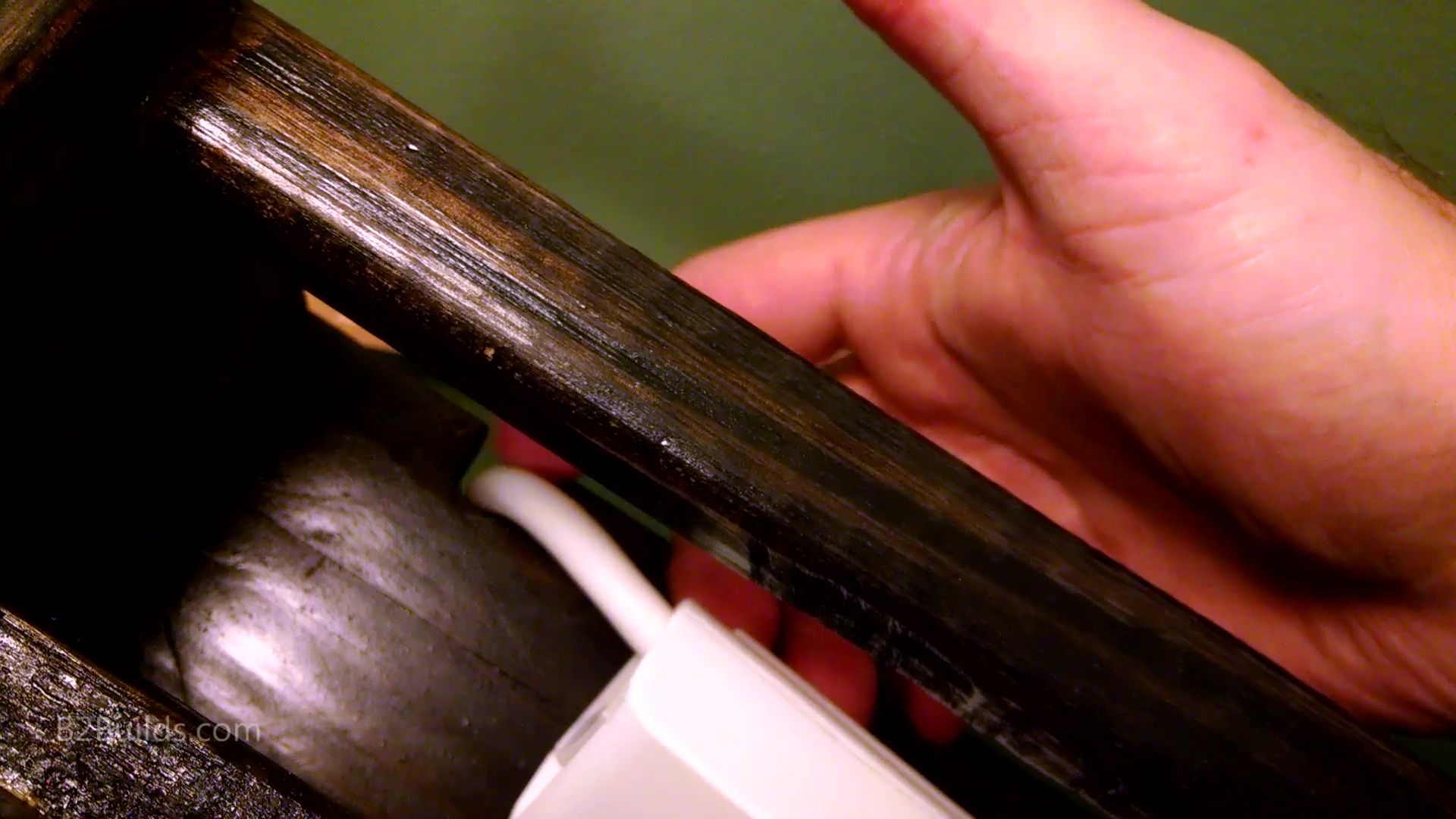 Floating Shelf Charging Station From Pallet Wood : 9 Steps (with ...