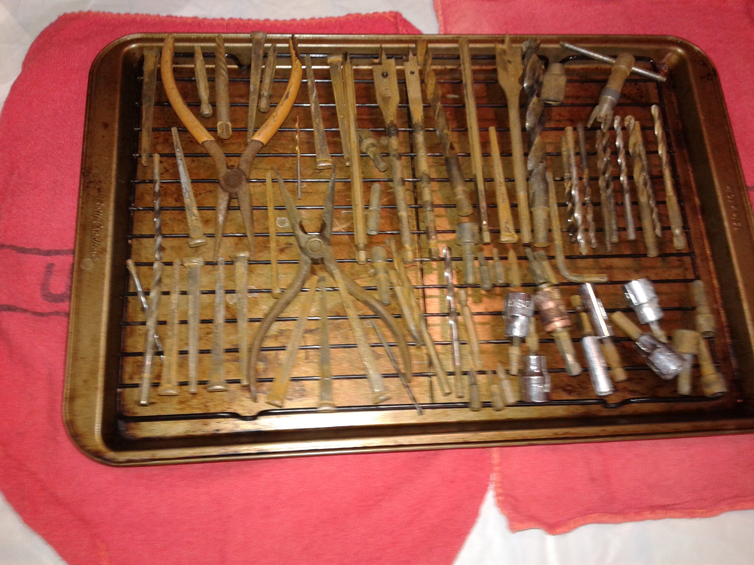 Cleaning Rust Off of Tools Without Harsh Chemicals : 4 Steps (with ...