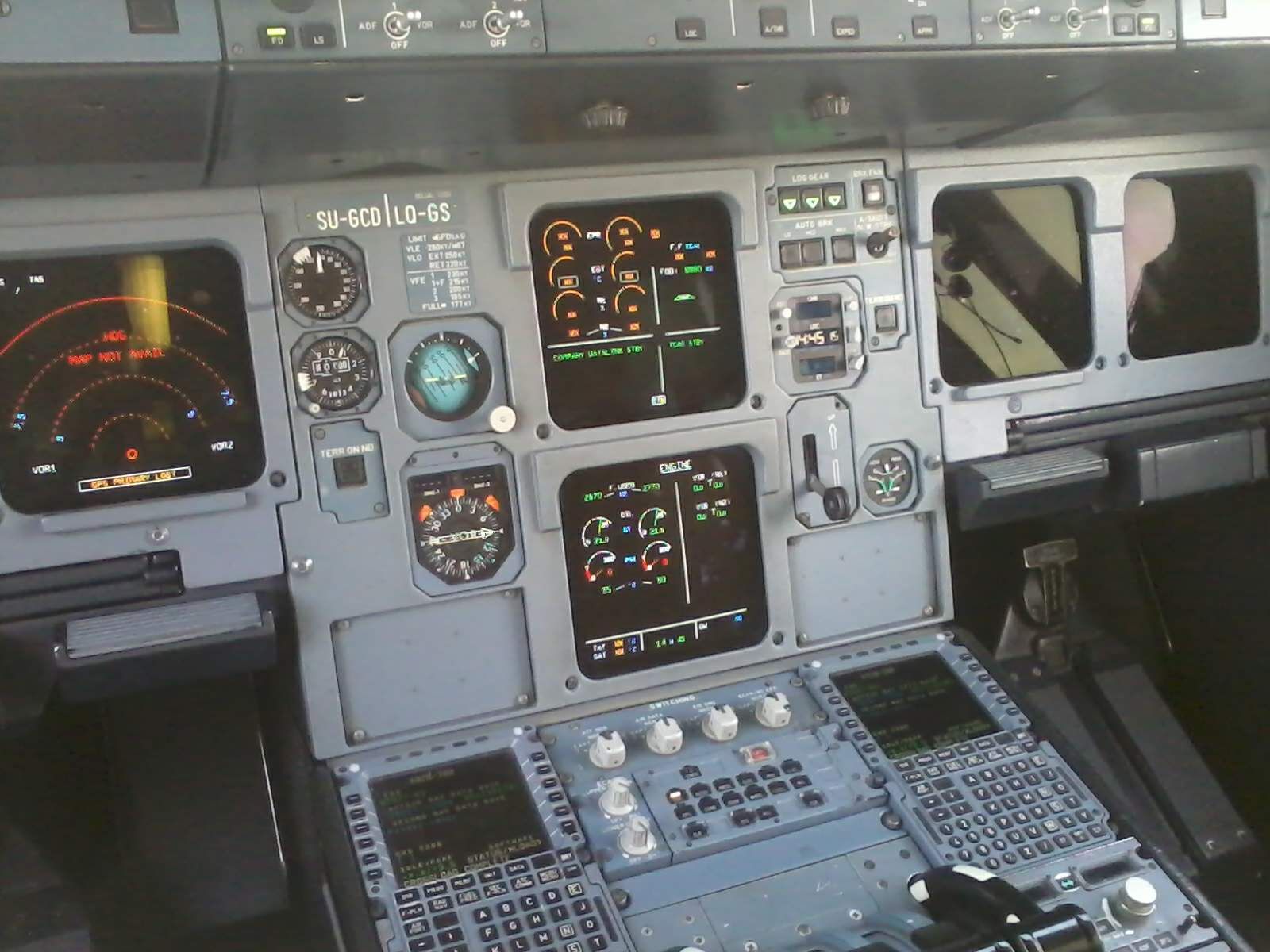 A320 NAV Database Update : 4 Steps (with Pictures) - Instructables
