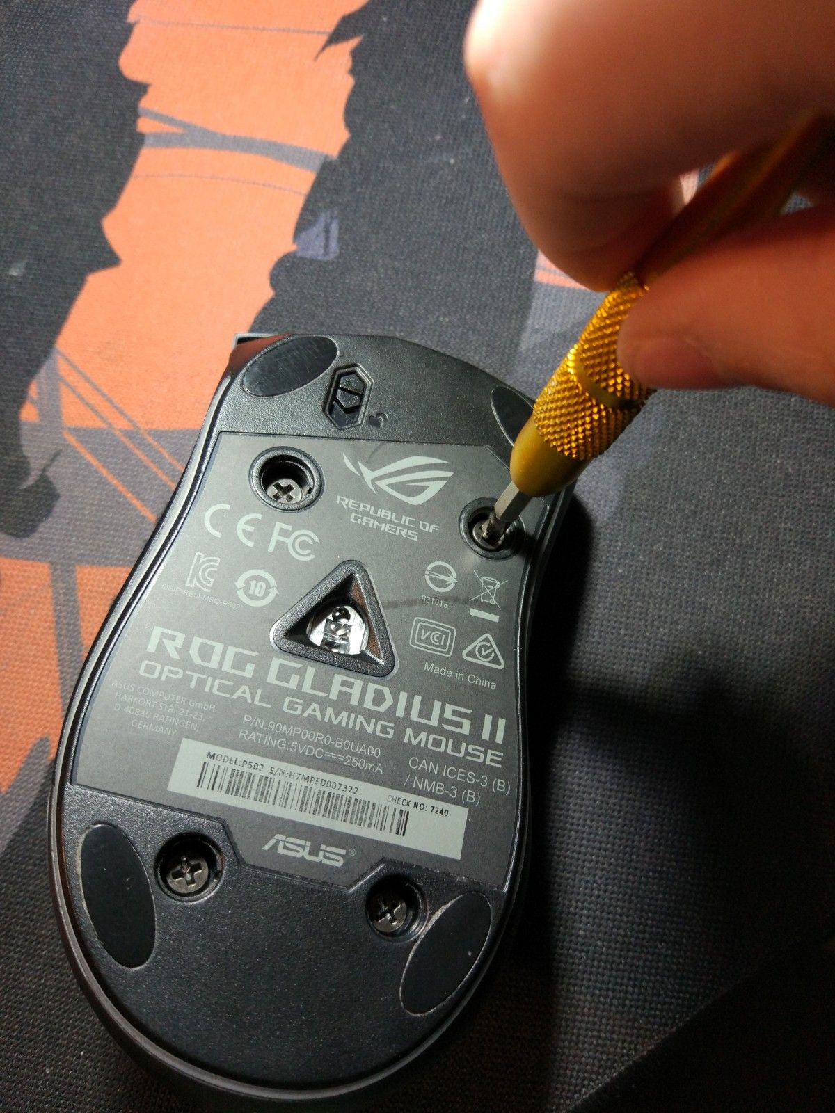 How to Make a Mouse Completely Silent : 8 Steps (with Pictures ...