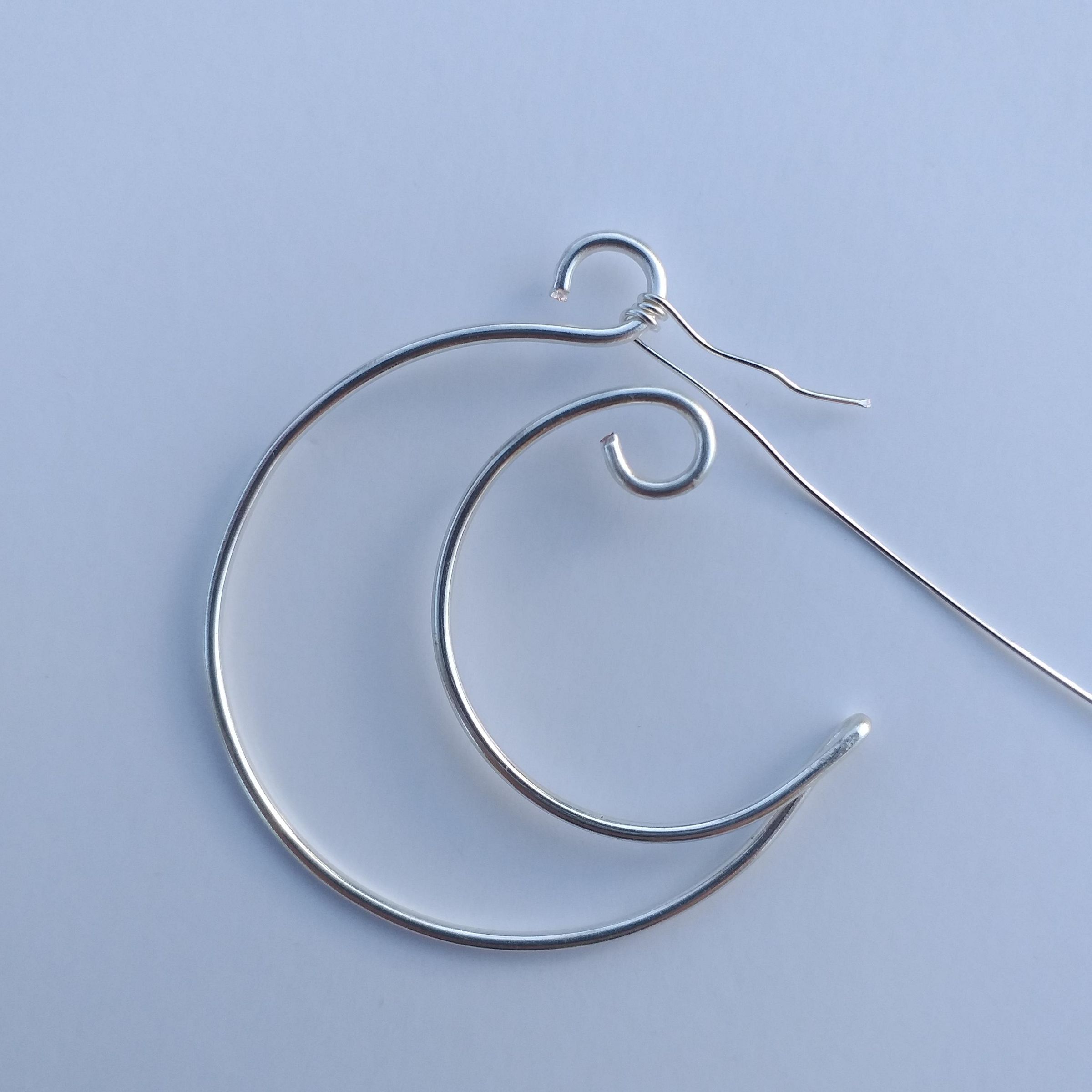 How to Make a Crescent Moon Pendant Using Wire : 11 Steps (with ...
