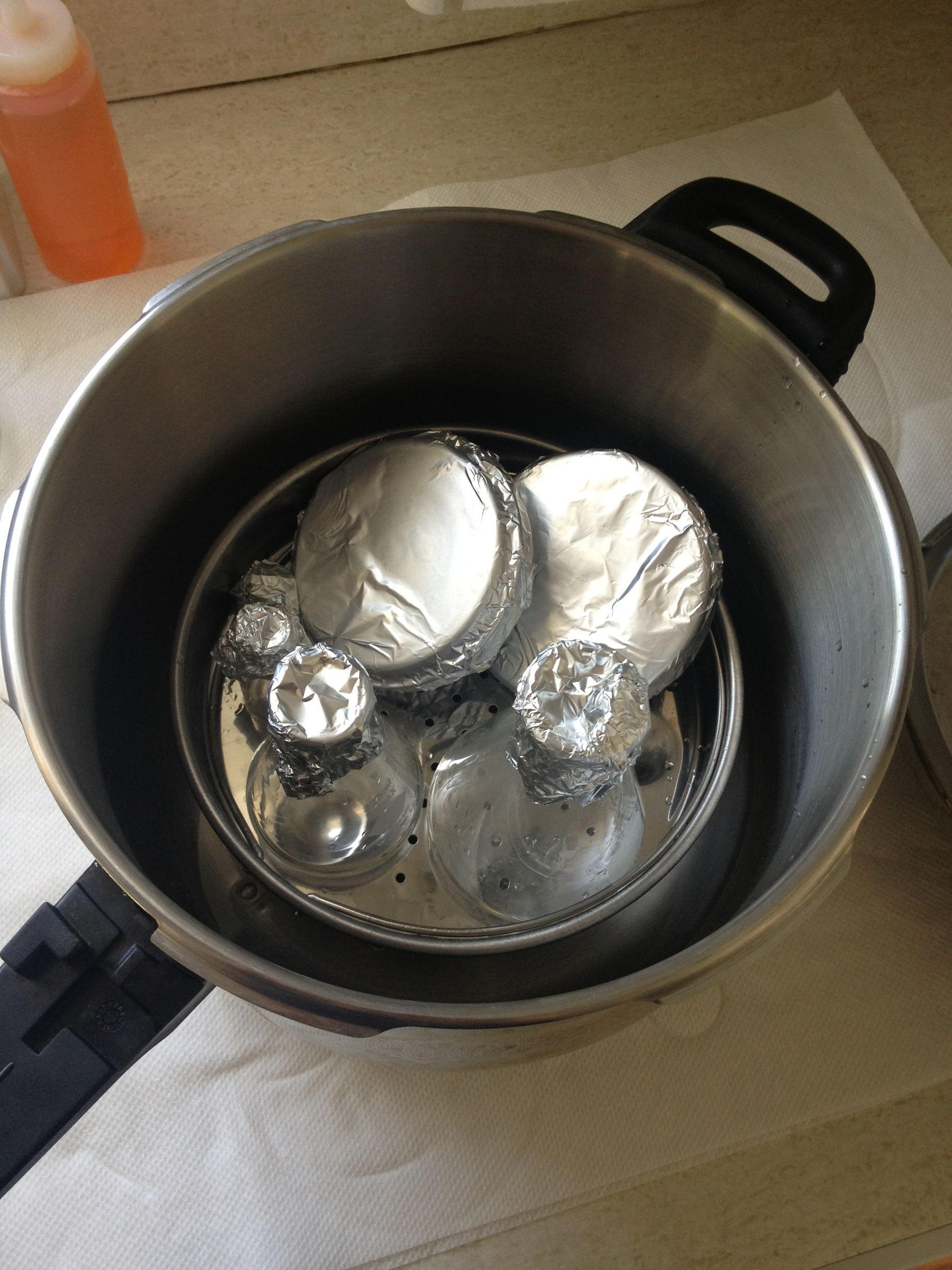 How to Make Solid Culture Medium Plates for Yeast Culture : 8 Steps ...