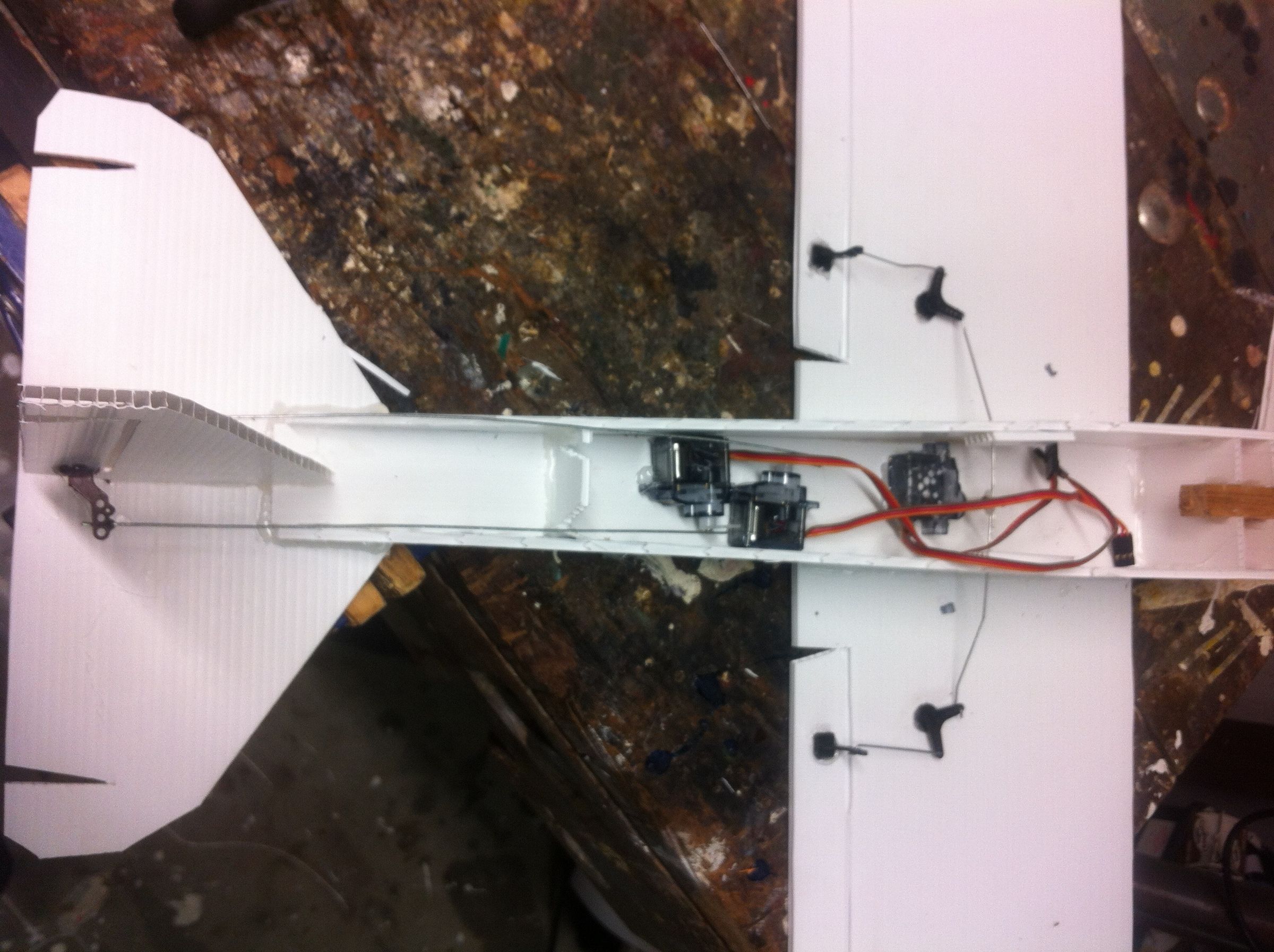 Coreflute R/C Biplane : 11 Steps (with Pictures) - Instructables